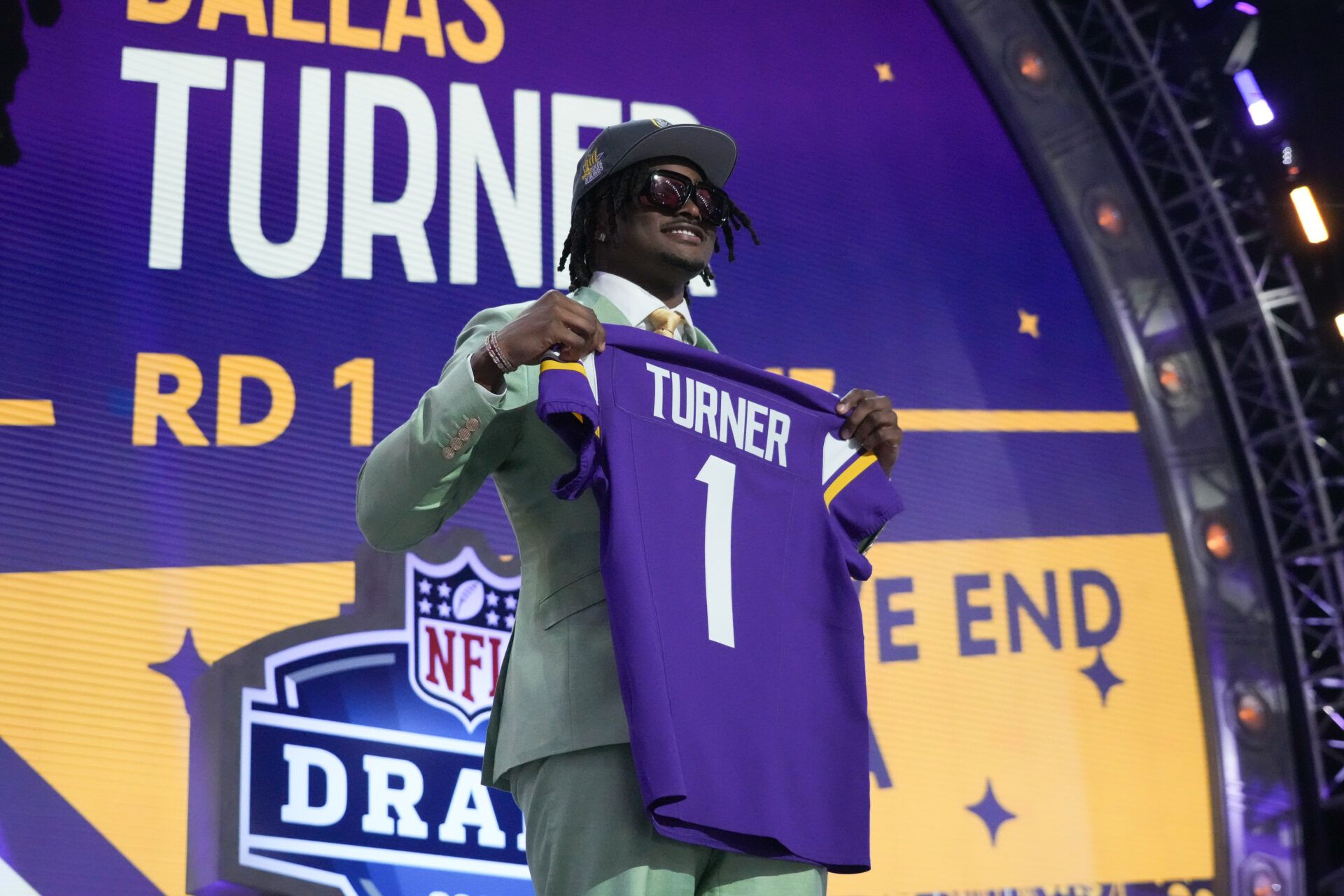 Minnesota Vikings News, May 2: Vikings Bet Future on 2024 NFL Draft, A Free Agent TE Vikings ...