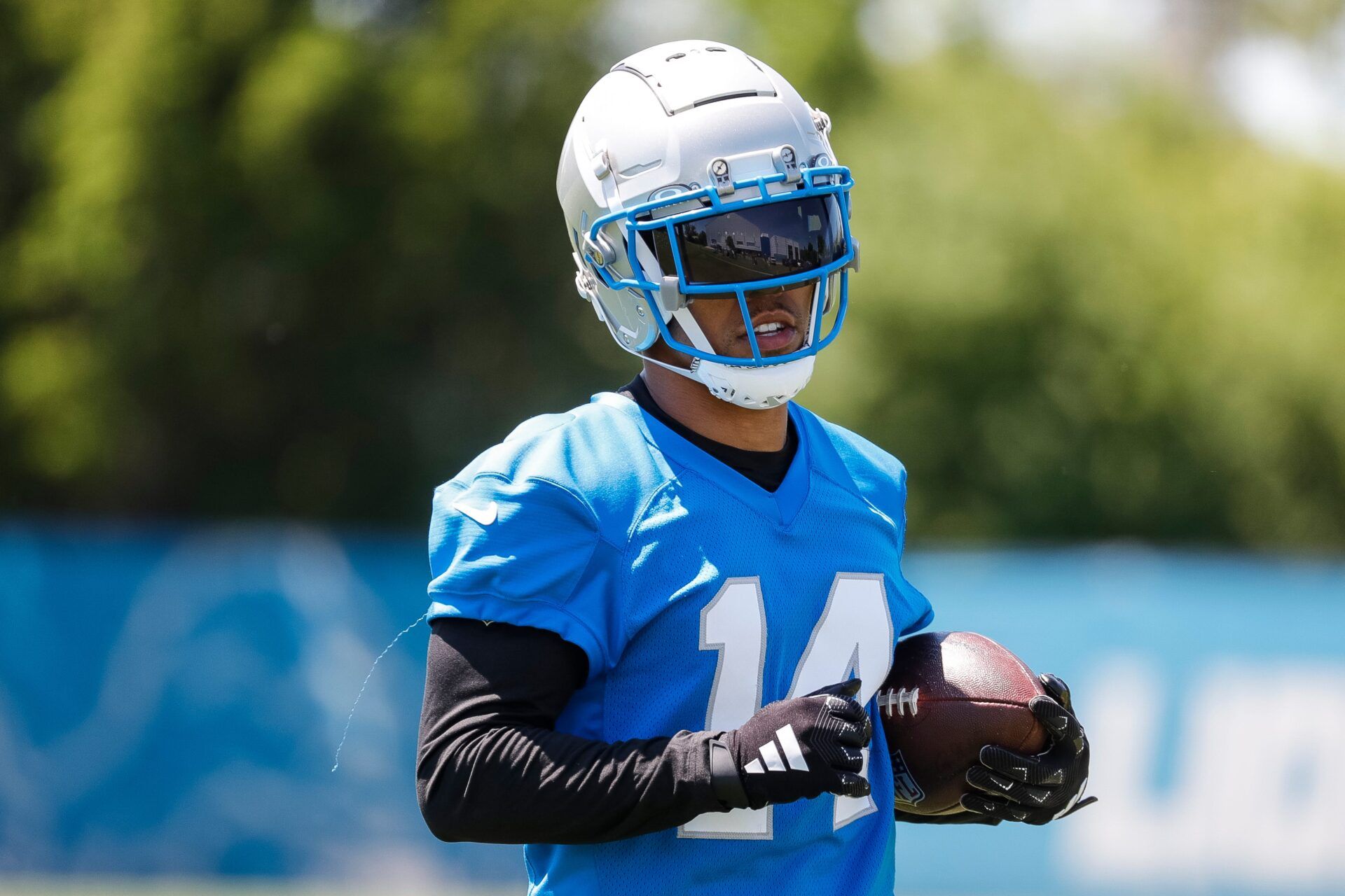 How To Watch Netflix's 'Receiver': Streaming Info, Time, Premiere Date ...