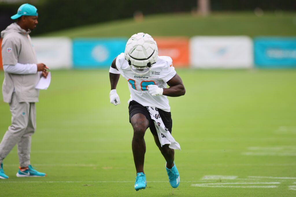 Madden NFL 25 Player Ratings: Christian McCaffrey, Tyreek Hill, CeeDee ...