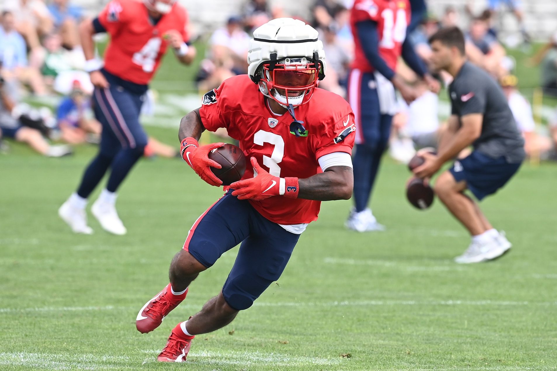 DeMario Douglas Up, Chad Ryland Down: 3 Studs, 3 Duds From Patriots ...