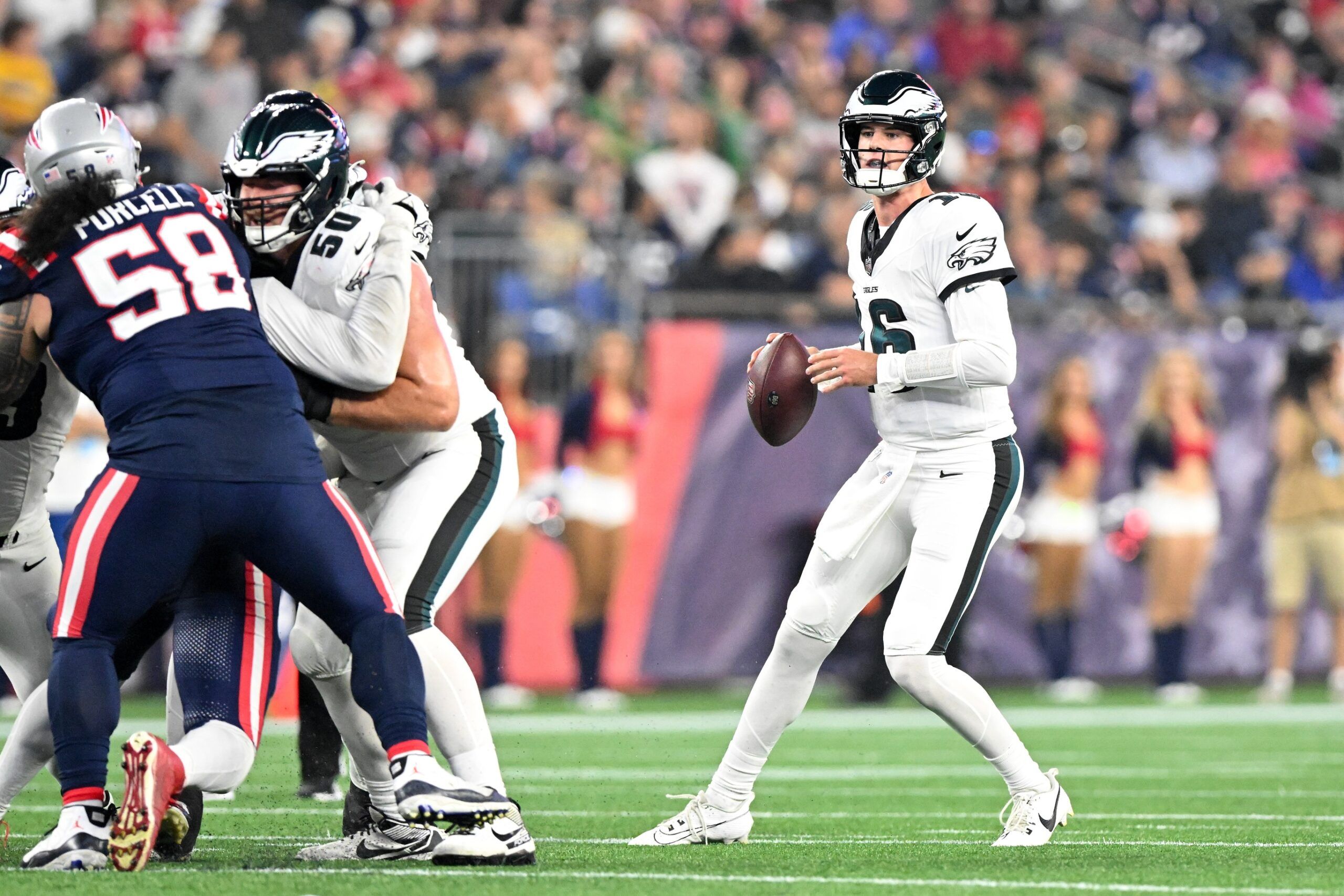 Tanner McKee Outperforms Kenny Pickett for Eagles Against the Patriots ...
