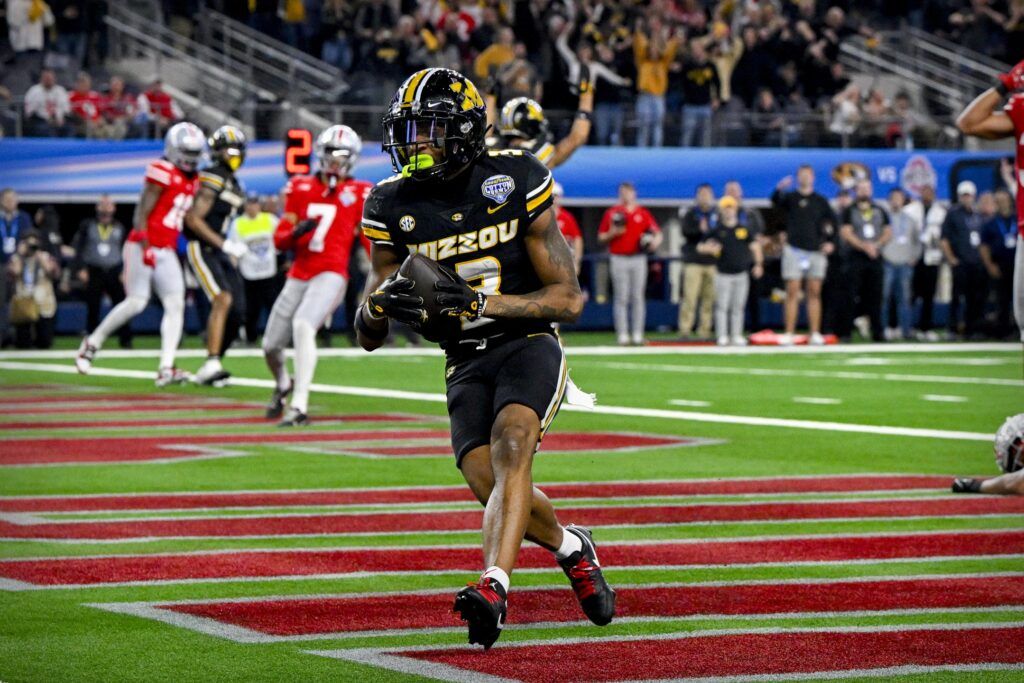 Washington Commanders 2025 7-Round Mock Draft: Jayden Daniels Gets an X ...