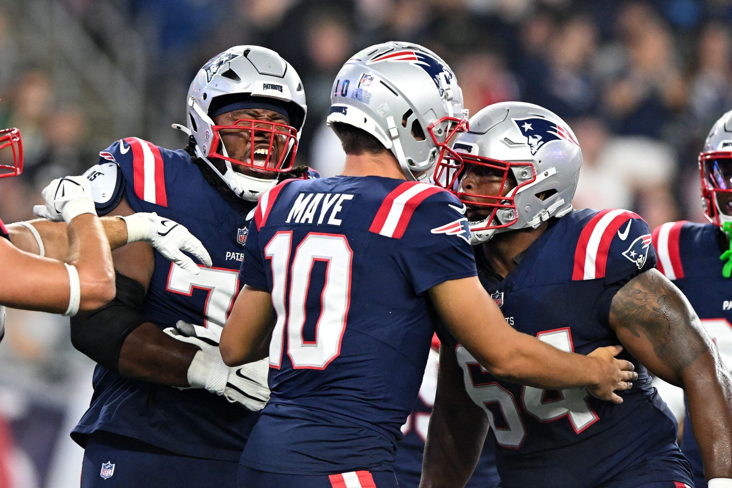 Patriots Training Camp Day 15 Report: Drake Maye Reps Behind Top O-Line ...