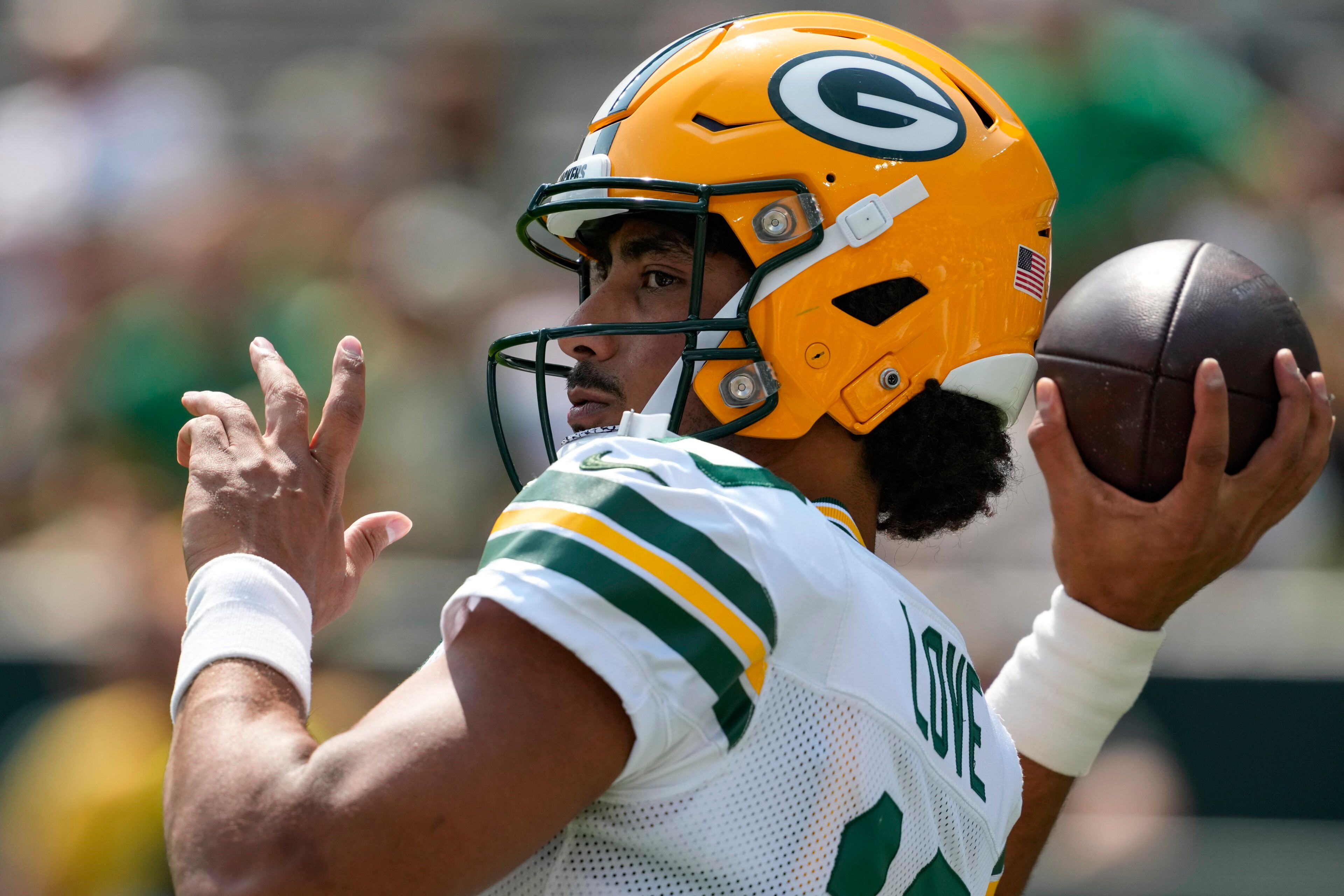 What Time Are the Green Bay Packers and Philadelphia Eagles on Tonight ...