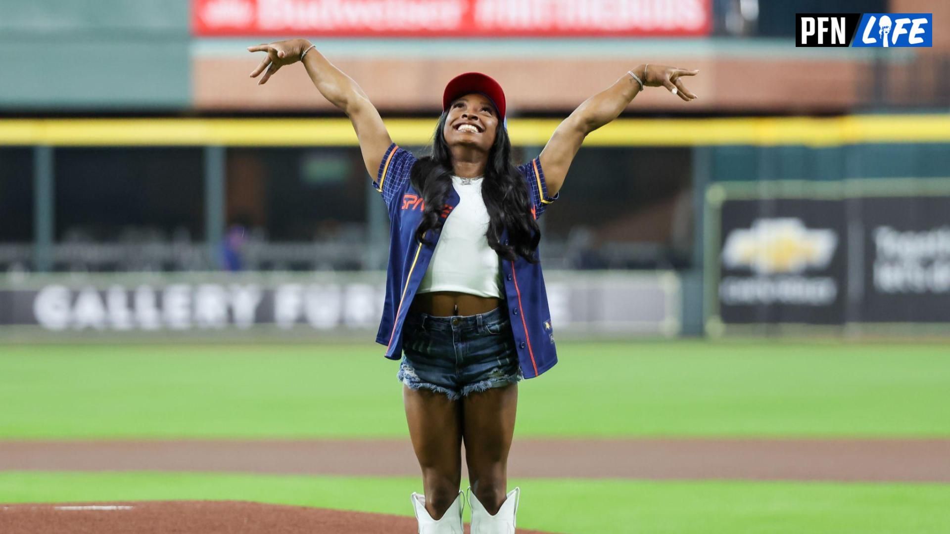 Olympic Gold Medalist Simone Biles Equips Herself With 'Plenty' of ...