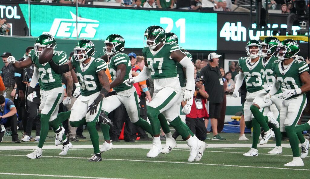 5 Crazy Stats About the Jets Turning the Tables in Rivalry with Patriots