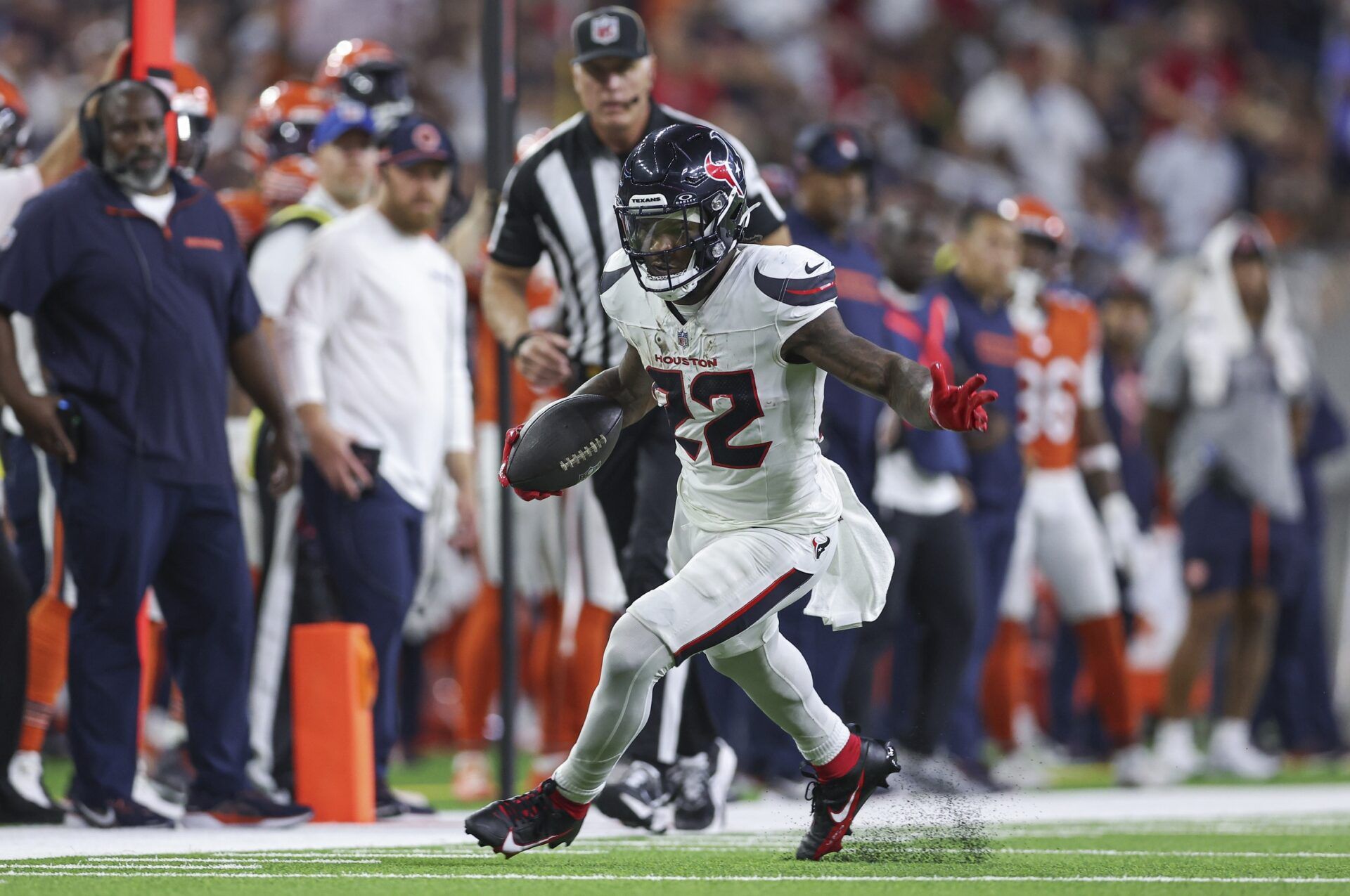 Should You Start Cam Akers or Aaron Jones? Analyzing the Week 3 ...