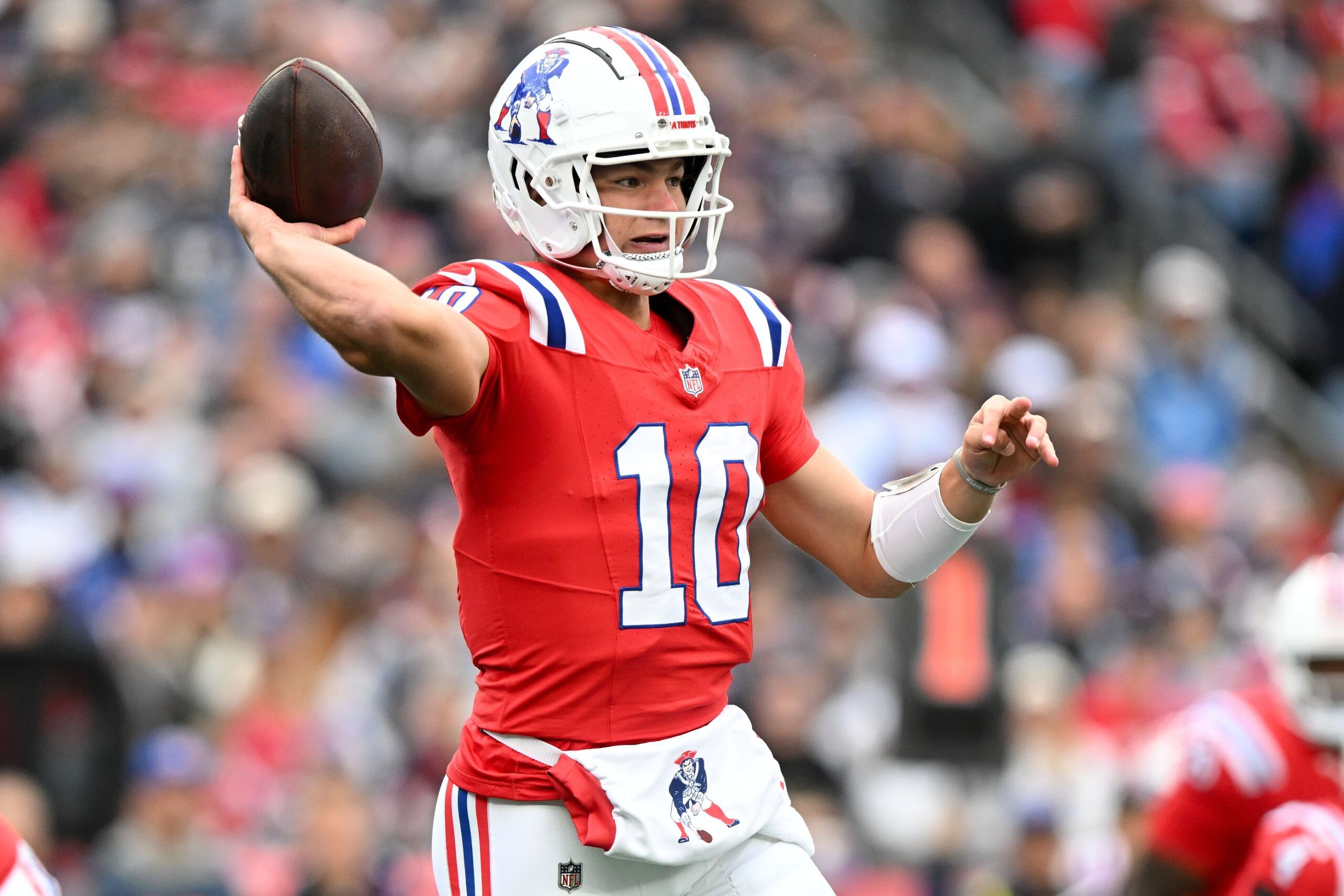 Drake Maye Takeaways: 6 Thoughts on Patriots QB’s ‘Encouraging’ First Start