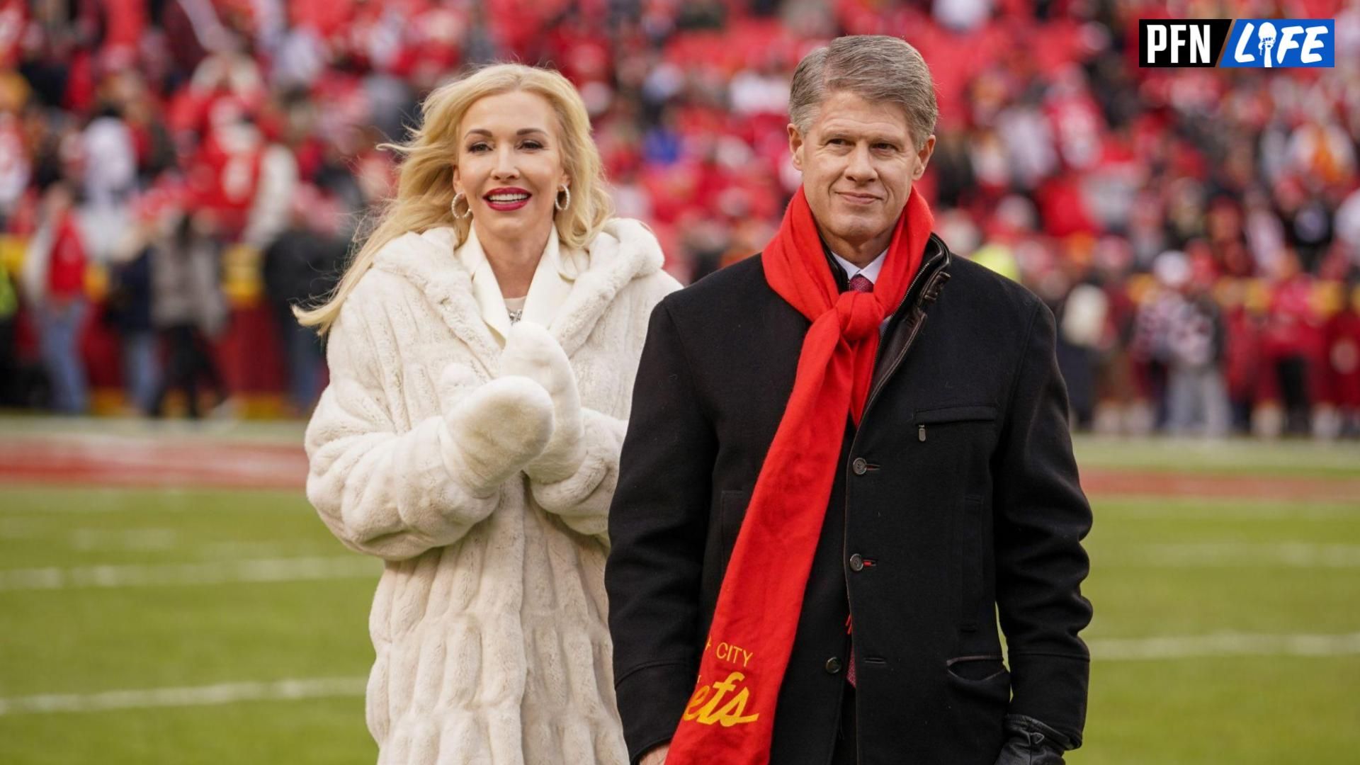 Patrick Mahomes' Mom Randi Pens Heartfelt Note for Chiefs Owner Clark ...