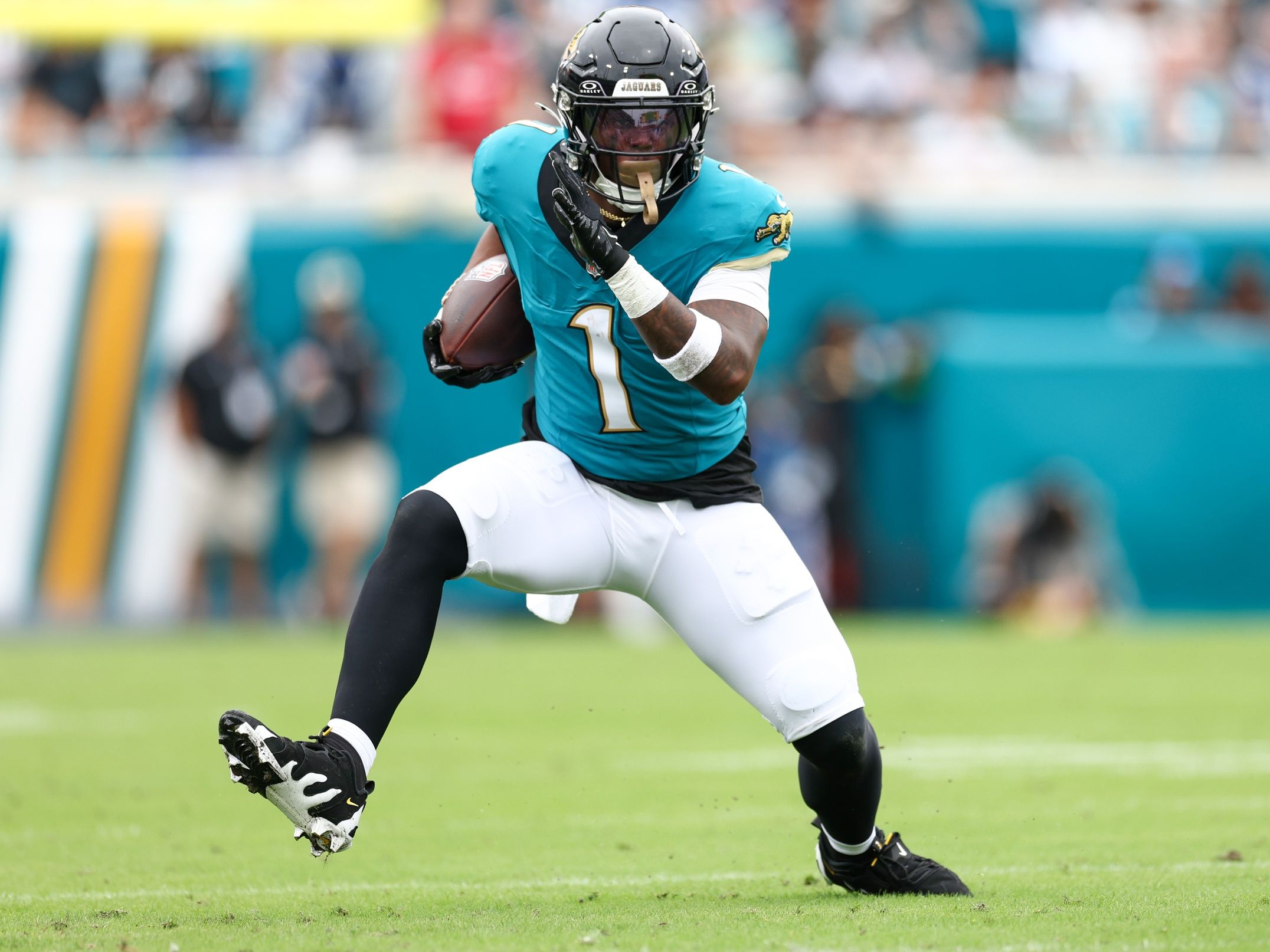 Travis Etienne Jr. Injury Update: Jaguars RB Still Battling Hamstring ...