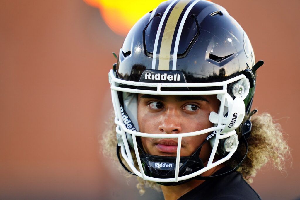 When NFL Stars Were Left Mesmerized by 14-Year-Old Julian Lewis’ Insane ...