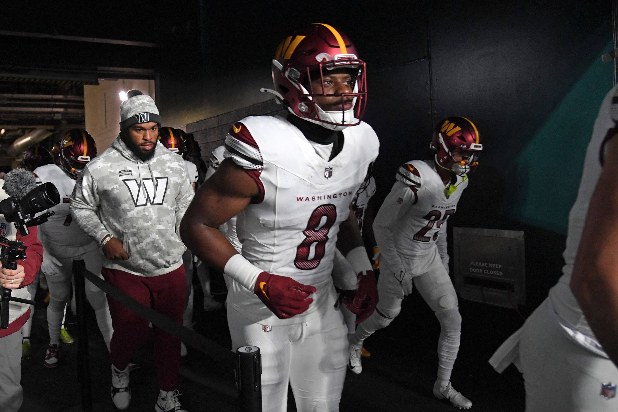 Brian Robinson Jr. Injury Update: Latest on Commanders RB After Week 12 ...