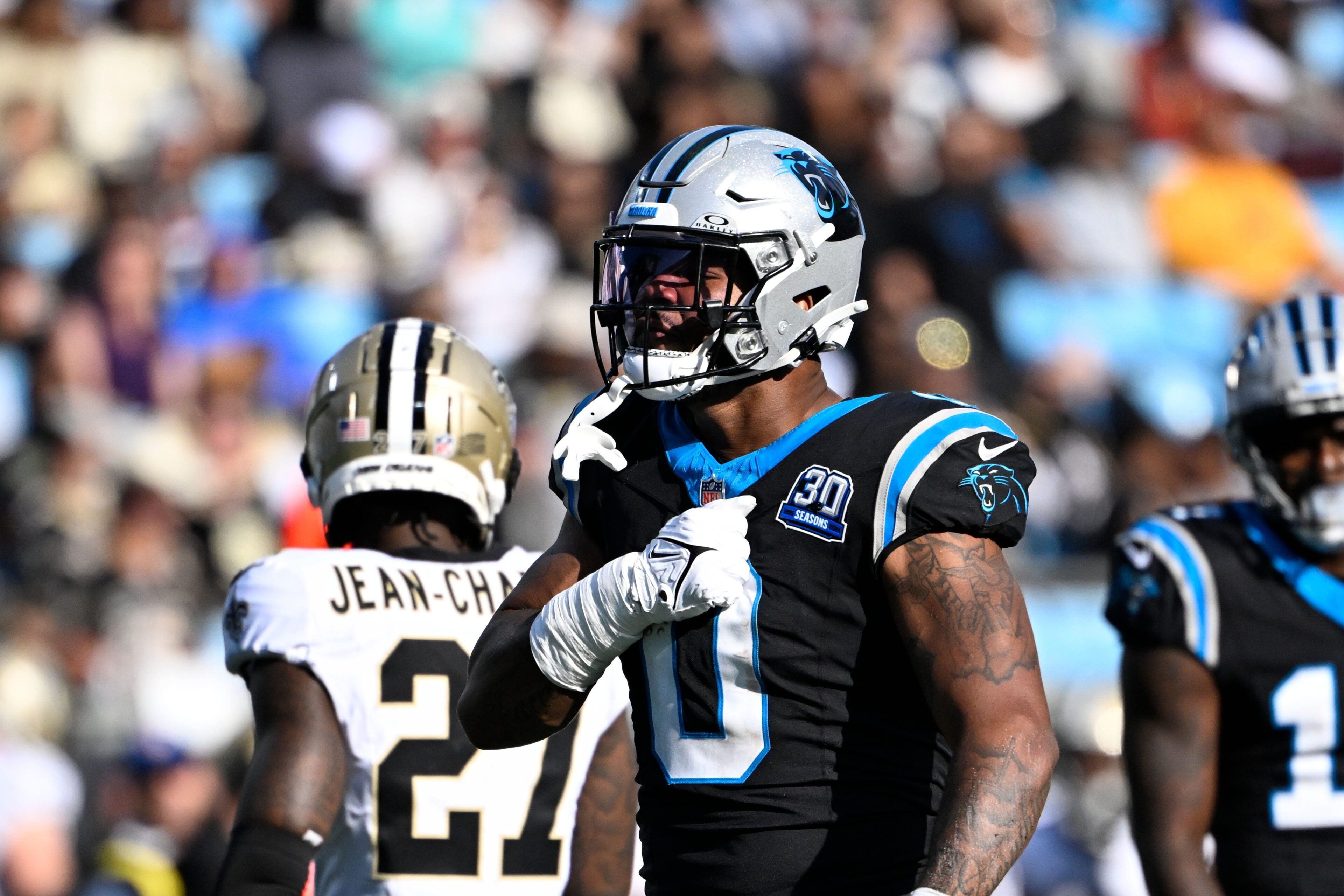 Ja'Tavion Sanders Injury Update: Panthers TE Carted Off-Field After ...