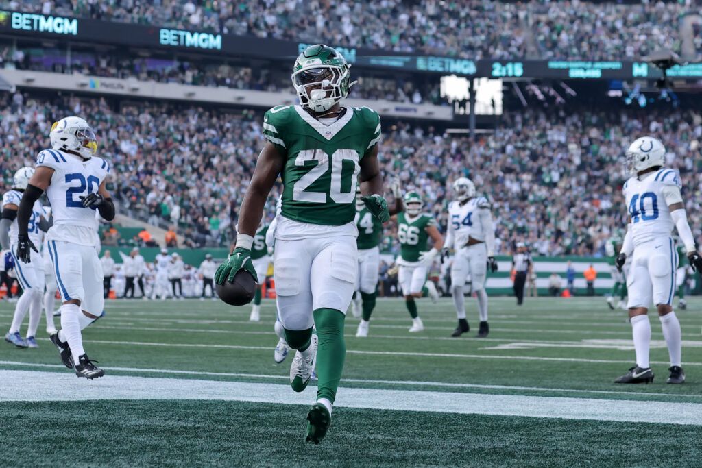 Wednesday NFL Week 13 Injury Report: Latest Updates on Breece Hall ...