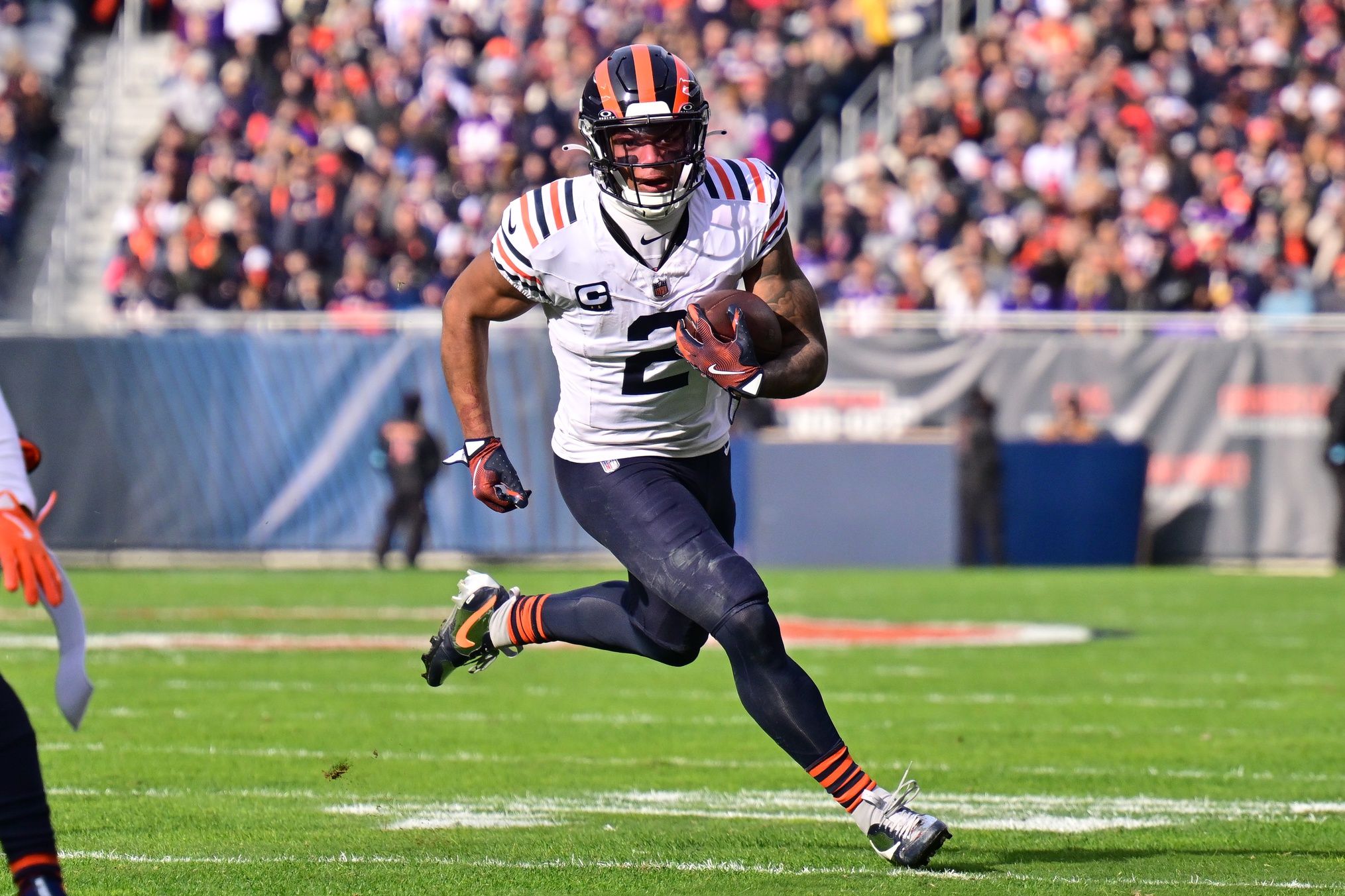 DJ Moore Injury Update: Latest on Bears WR After Exiting Game vs. Lions ...