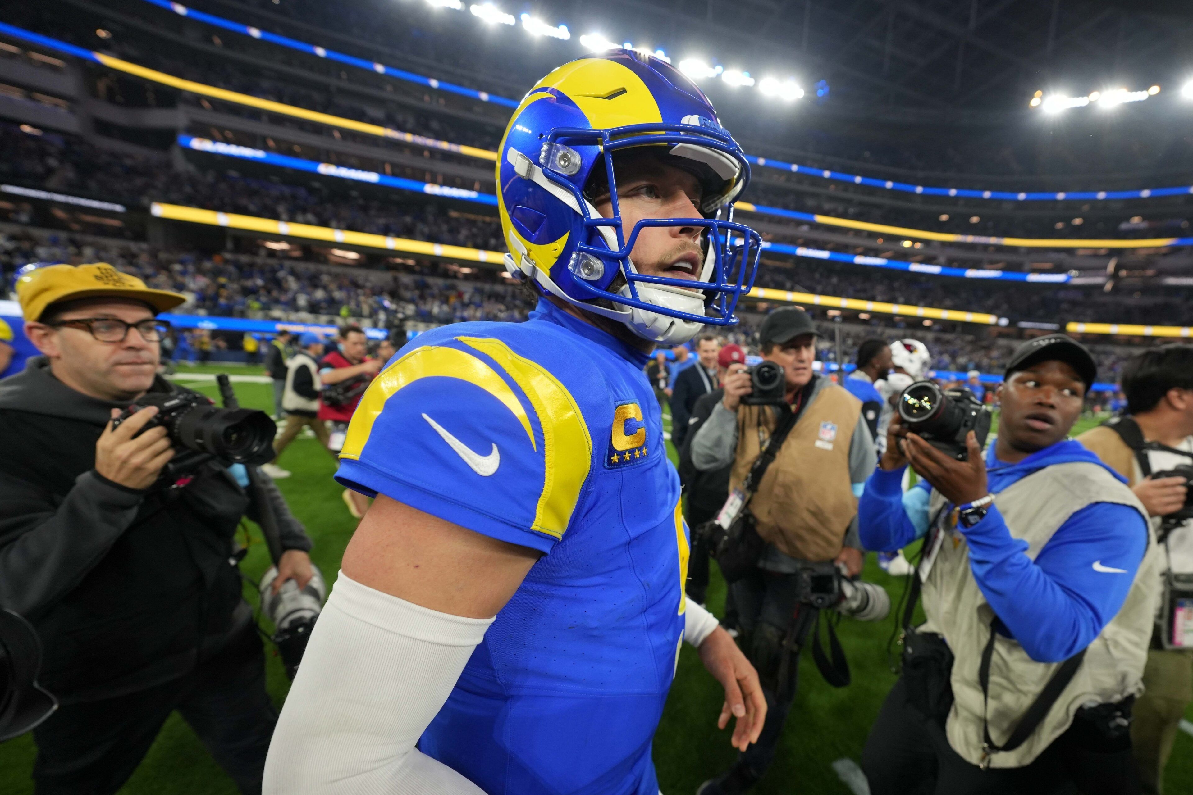 Matthew Stafford's Wife Kelly Gets Emotional As She Reveals Taking Her ...