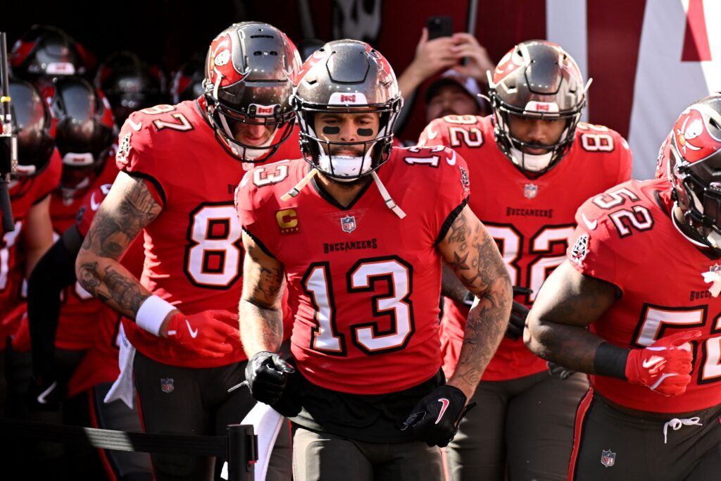 ‘Mike Evans Gonna Cook Him’ – NFL Fans React to Marshon Lattimore ...
