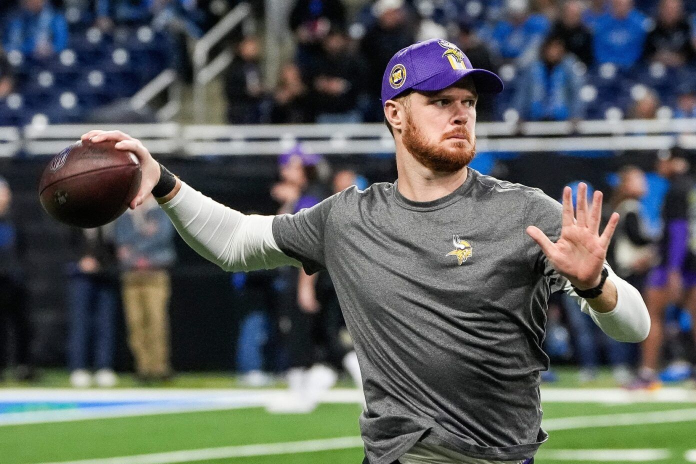 ‘Sam Darnold Seeing Ghosts’ -- NFL Fans Rip Vikings QB for Making Costly Errors vs. Rams in Wild ...