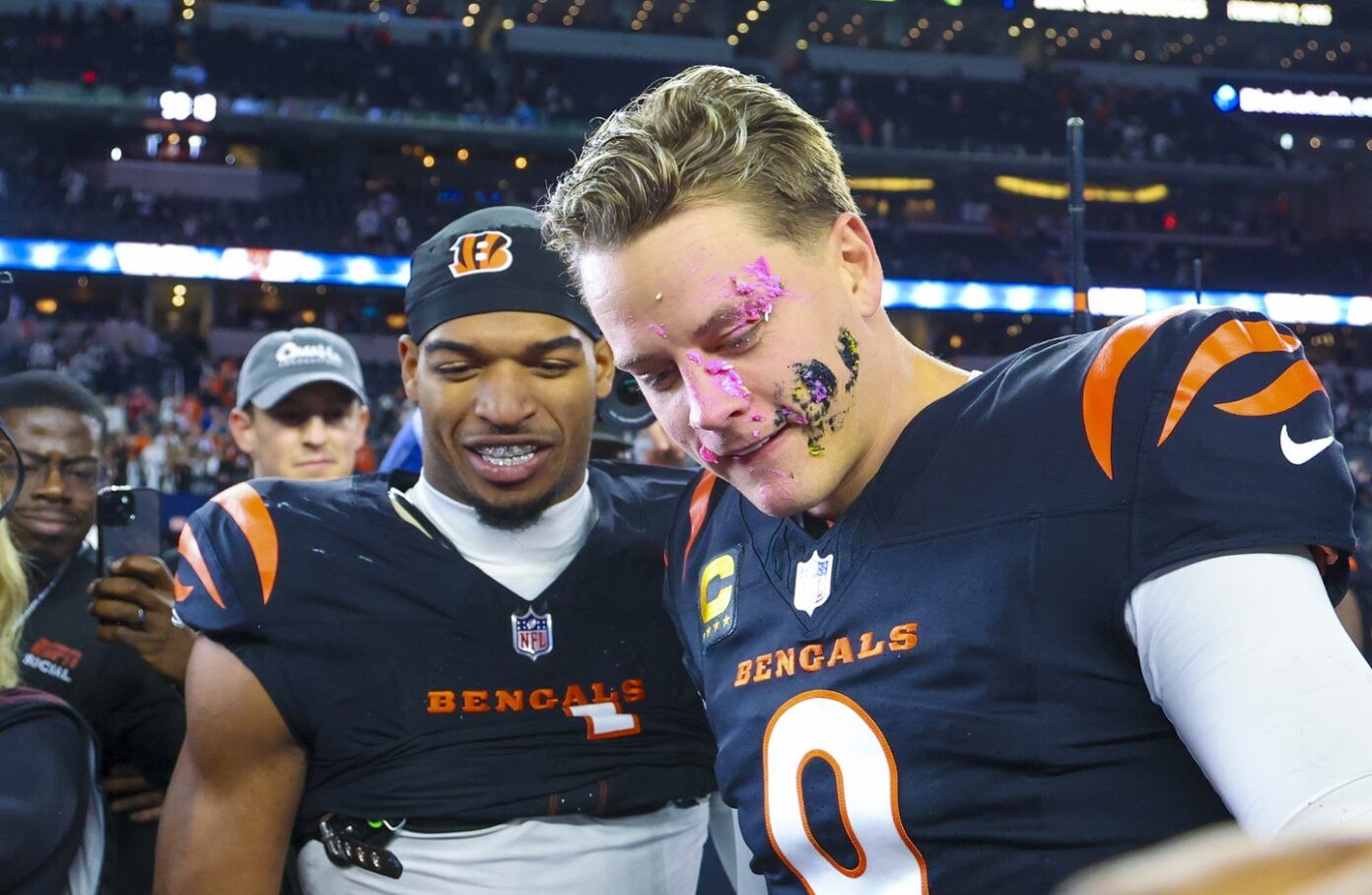 ‘Sam Darnold Robbed’ – Fans Take Issue With Joe Burrow Winning NFL’s ...