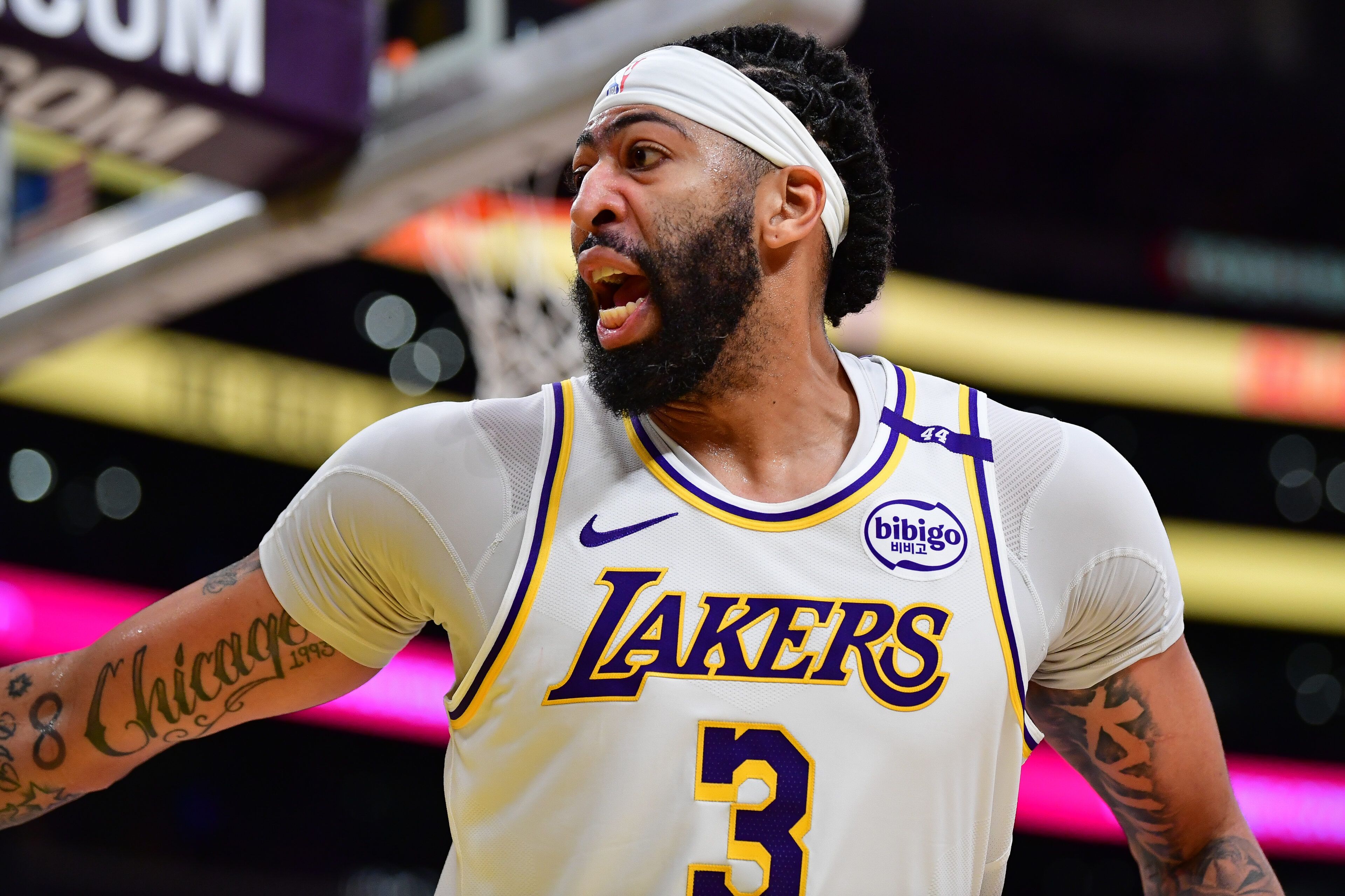 How Old Is Anthony Davis? Mavericks Star’s Age and NBA Career After ...