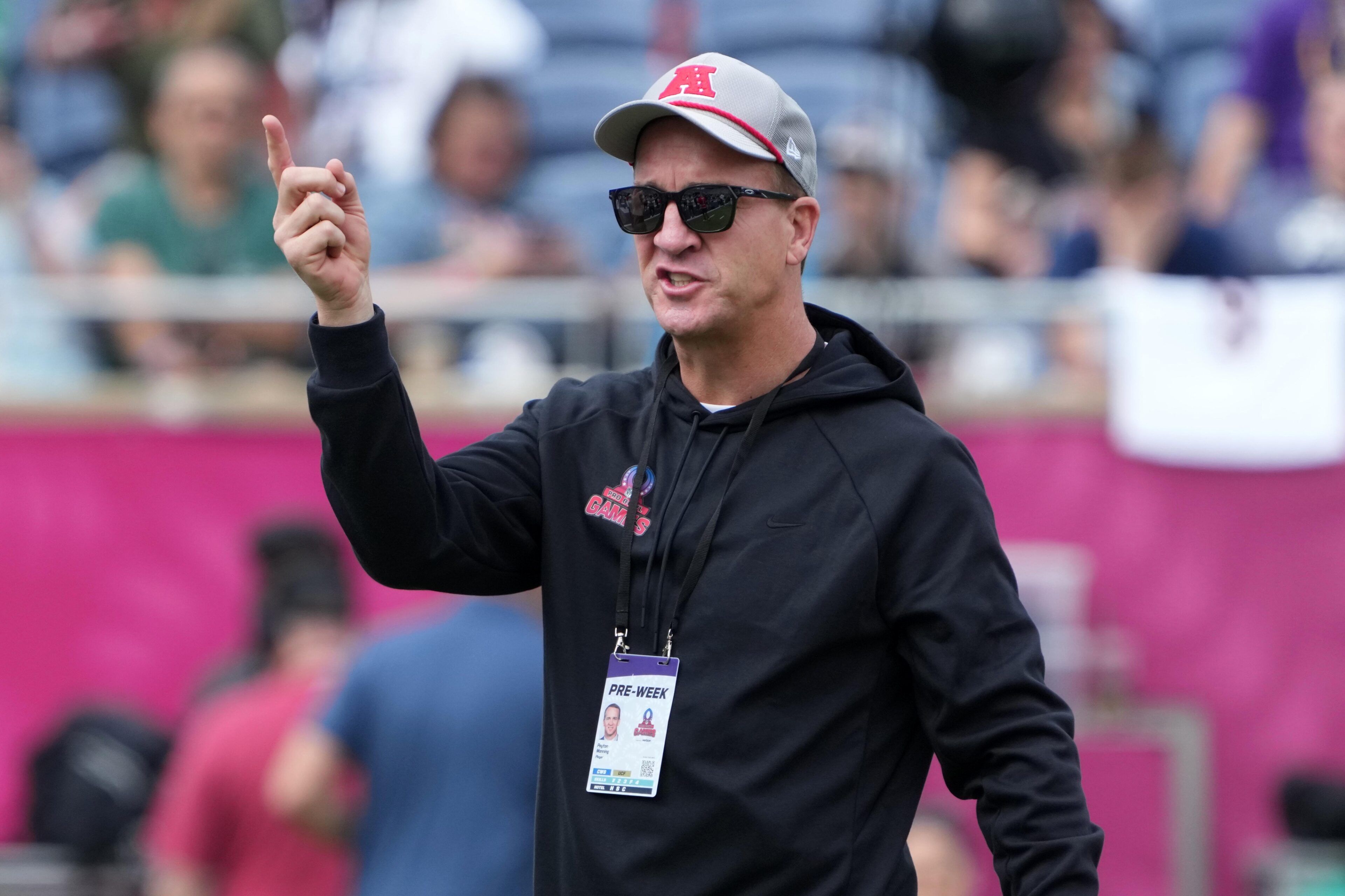 Peyton Manning Reveals What Piece of Advice He Gave Josh Allen, Lamar ...