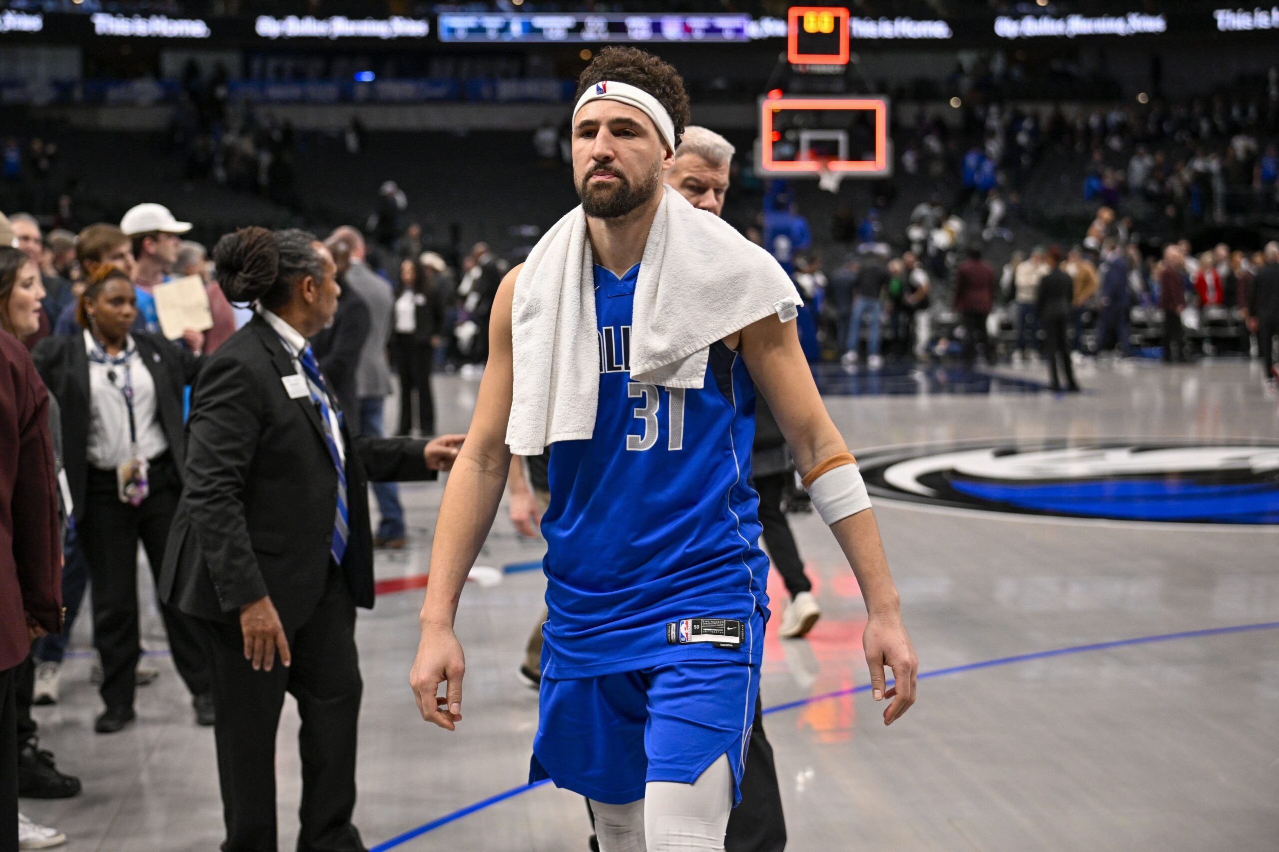 Mavericks Star Klay Thompson Breaks Silence on Dallas Fans’ Furious ...