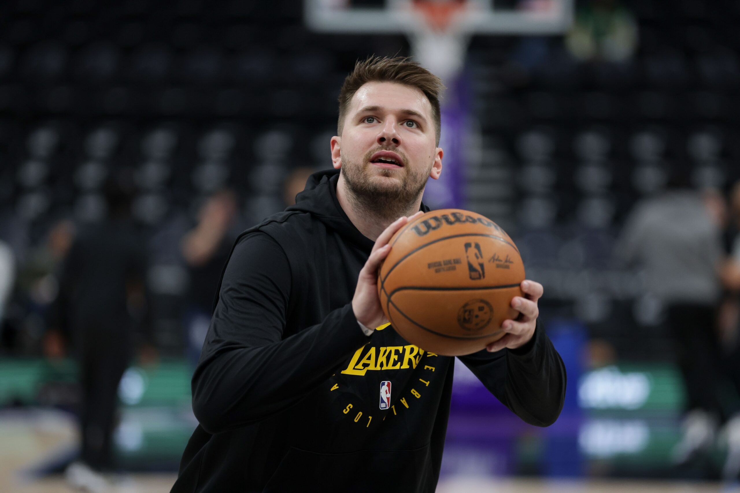 ‘Kobe Is Watching Over Him’ -- Lakers Fans React to Wholesome Luka ...