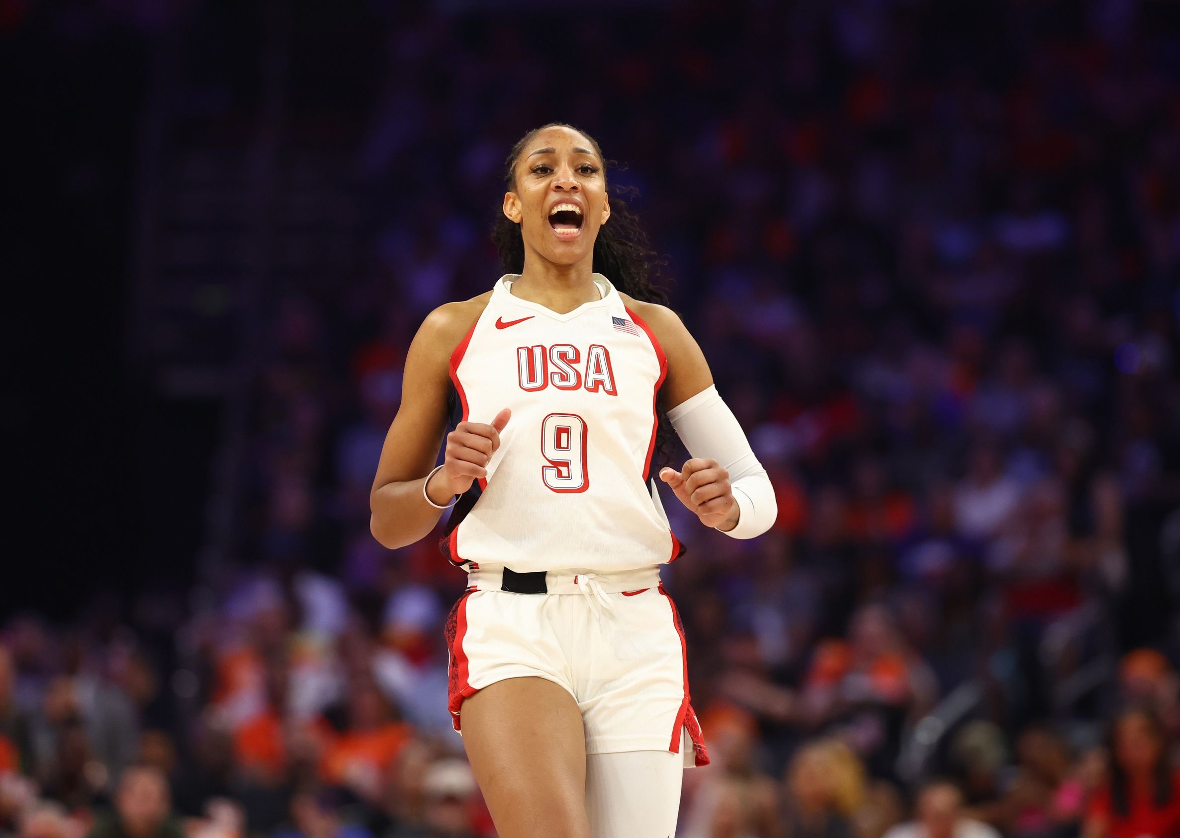 South Carolina Coach Dawn Staley Makes Special Request to A’ja Wilson ...