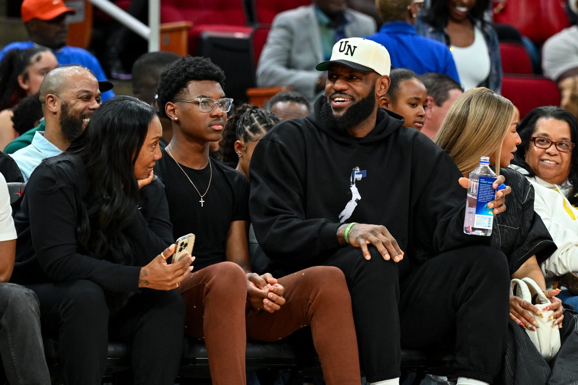 Savannah James Draws Attention to Son Bryce James’ 15-Point Game in ...