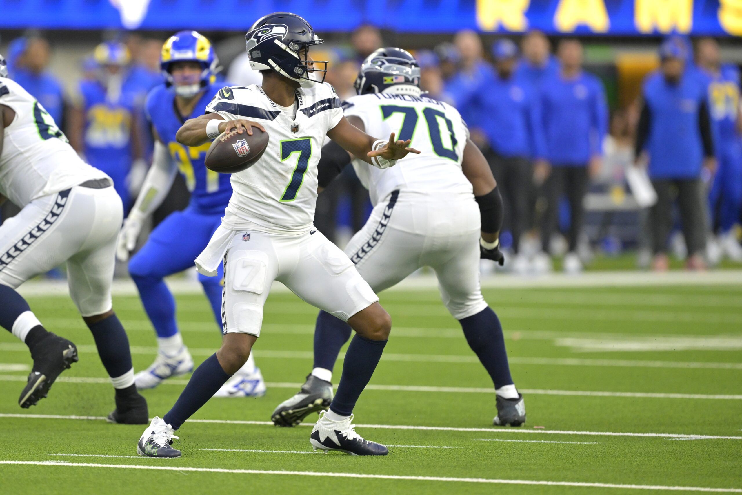 Seahawks Initially Tried To Make Geno Smith Trade With Raiders a ...