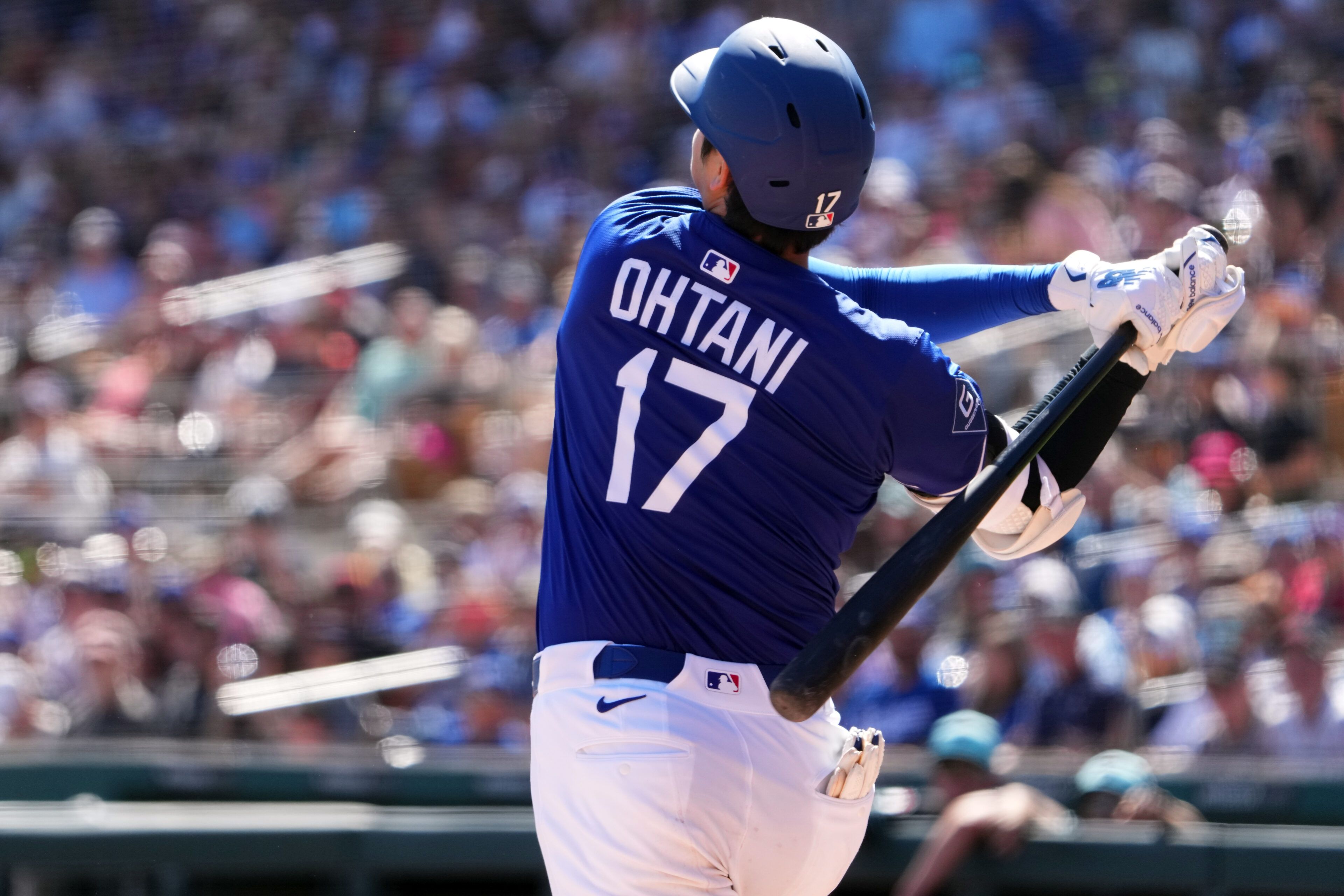Shohei Ohtani Drops 2-Words Message As Dodgers Land In Japan For MLB ...