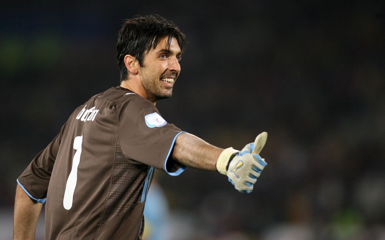 Two WWE Superstars Meet Italy Soccer Legend Gianluigi Buffon