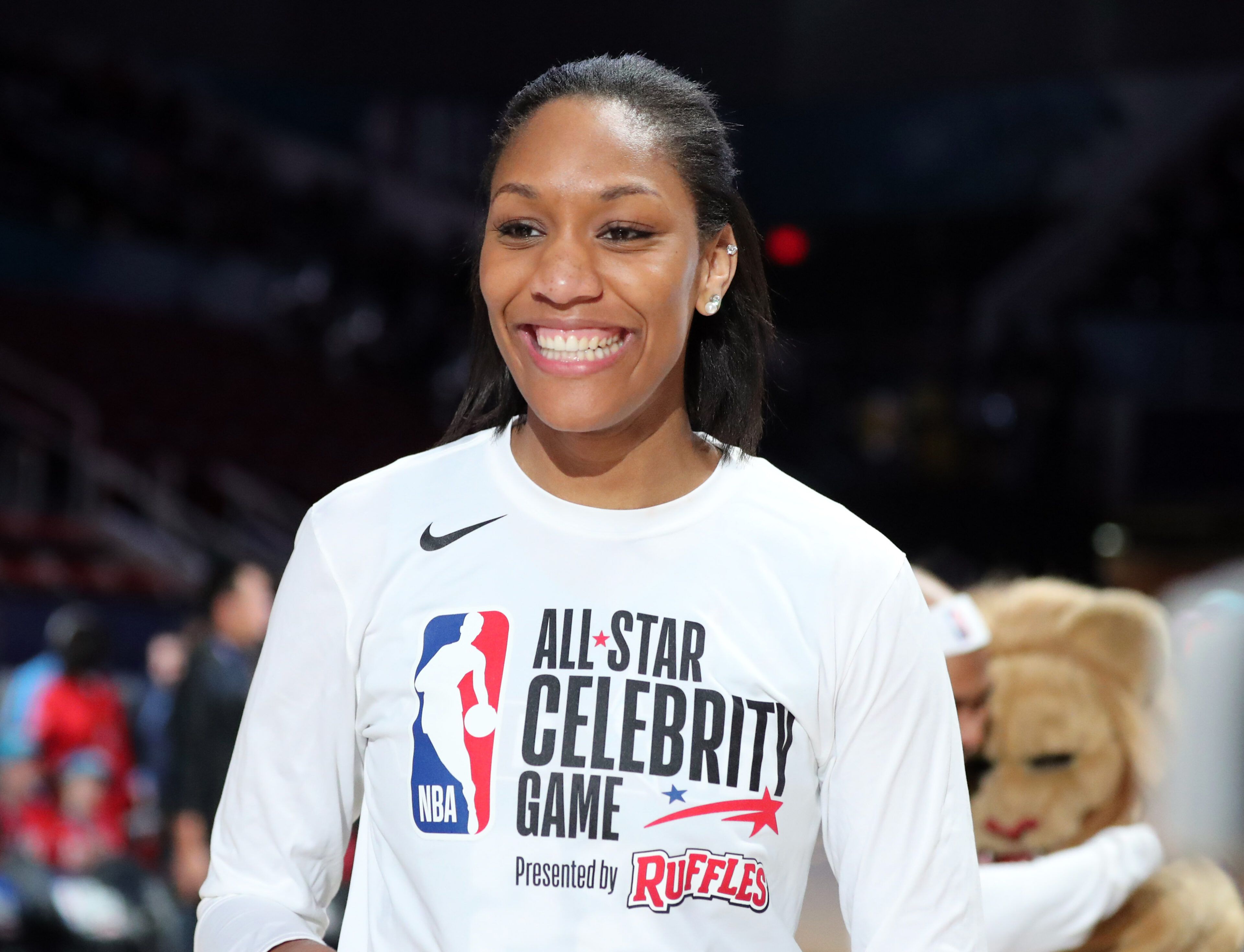 Who Are A’ja Wilson’s Parents, Eva Rakes and Roscoe C. Wilson Jr ...