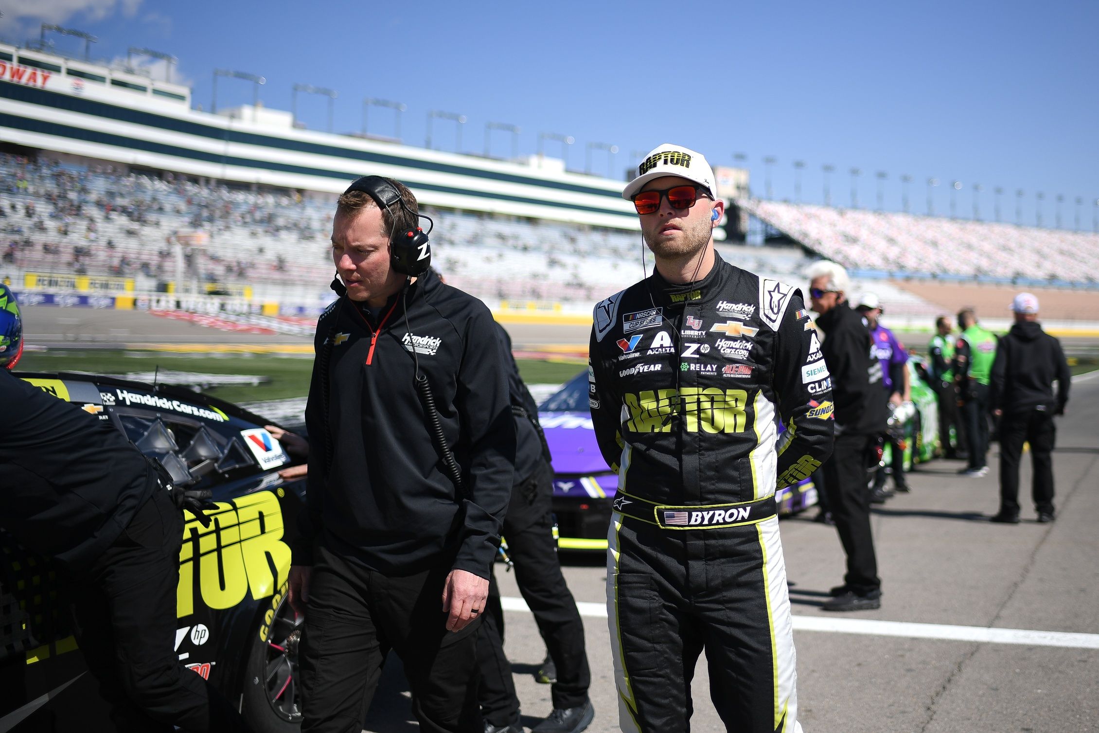 'Racing for F****** Last' – Kyle Busch's Lone Homestead Battle Sparks ...