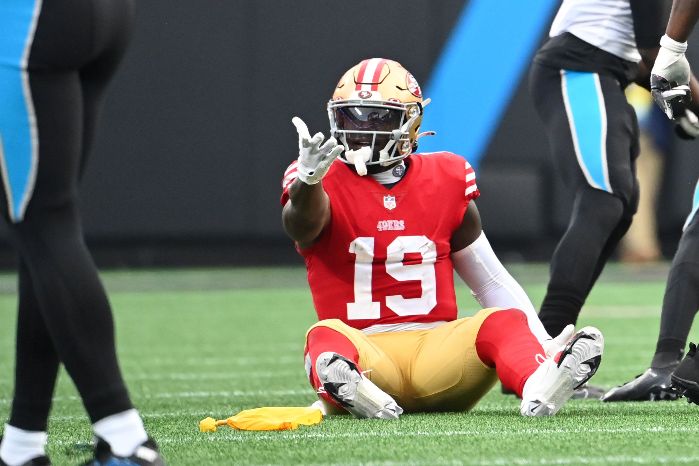 Deebo Samuel Sr. Drops 4-Word Response to NFL Banning Nose-Wipe ...