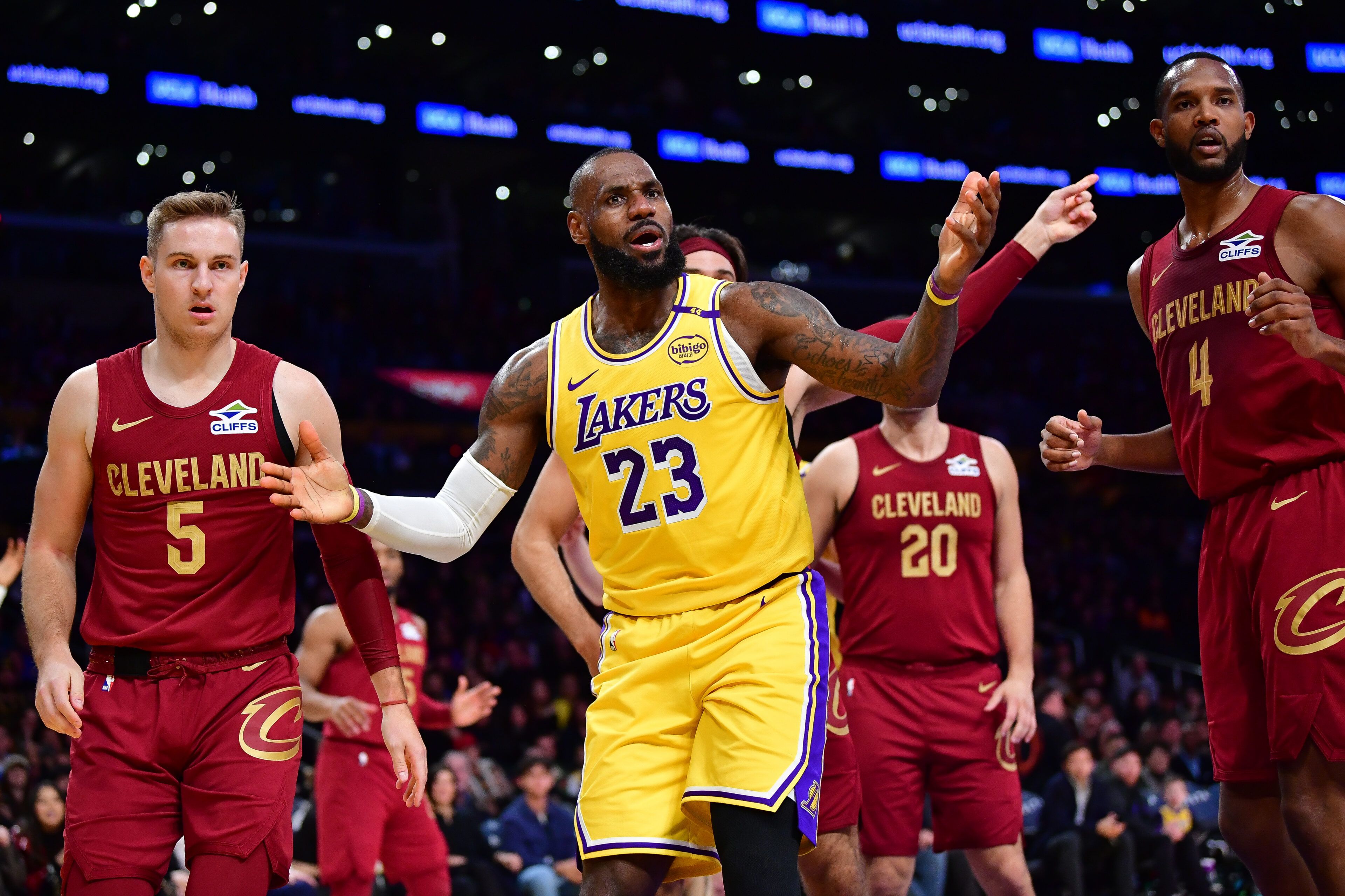 After Being Clowned by LeBron James, ESPN Insider Responds to Lakers Star Over NBA Media Criticism