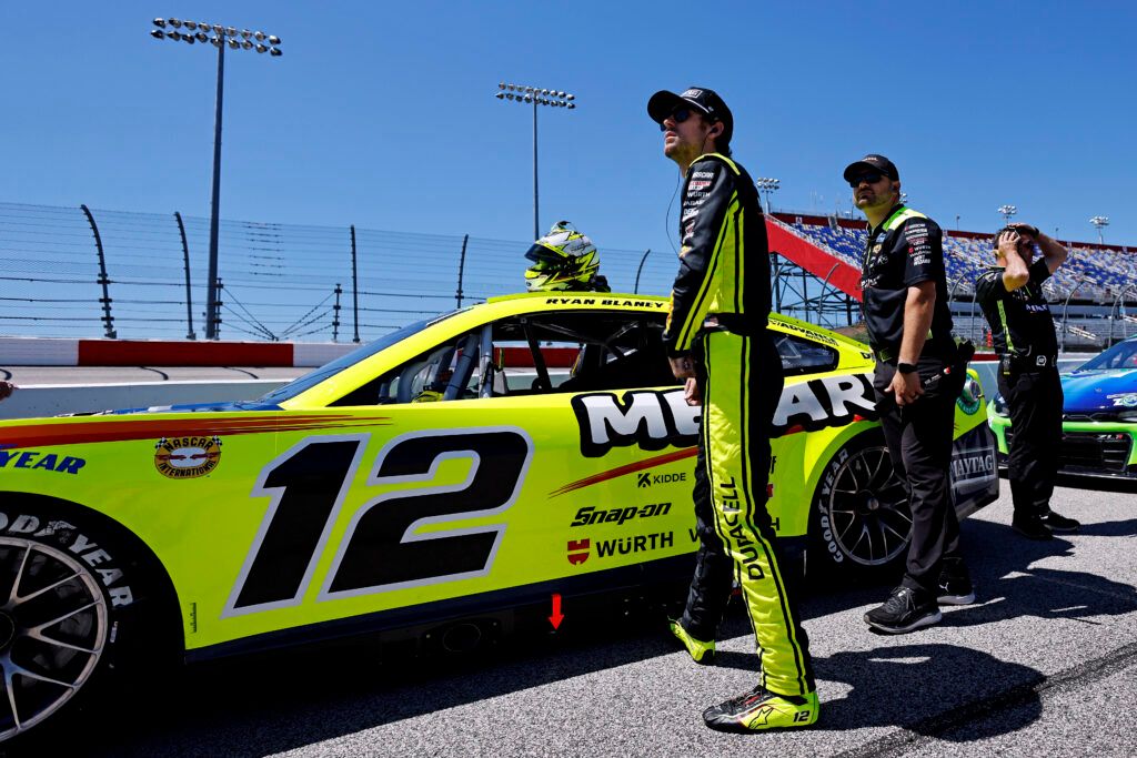 Ryan Blaney Honors His Racing Roots With a Touching Tribute to Father ...