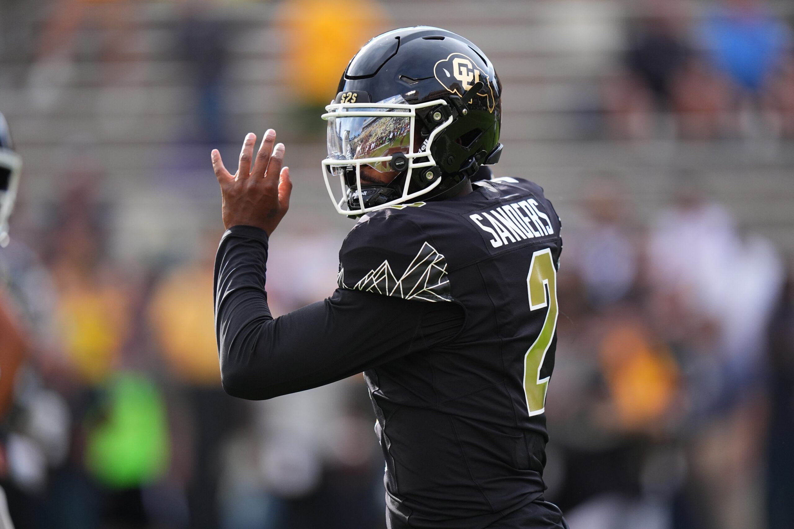 Former Super Bowl MVP Makes Feelings Clear on Shedeur Sanders ...