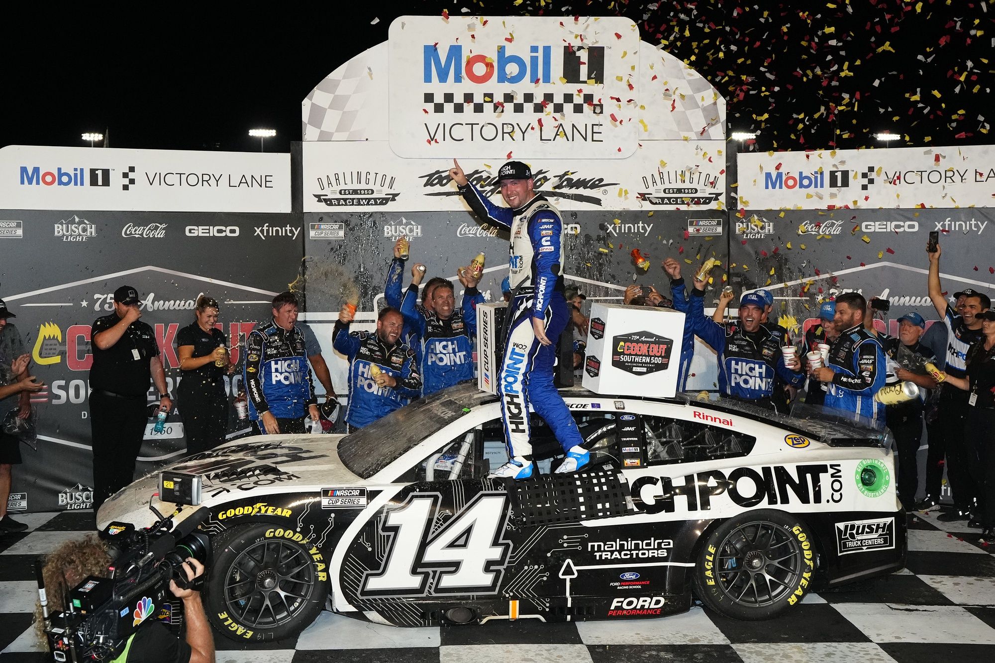 ‘One Bullet Left’ – When Chase Briscoe Gave Tony Stewart the NASCAR ...