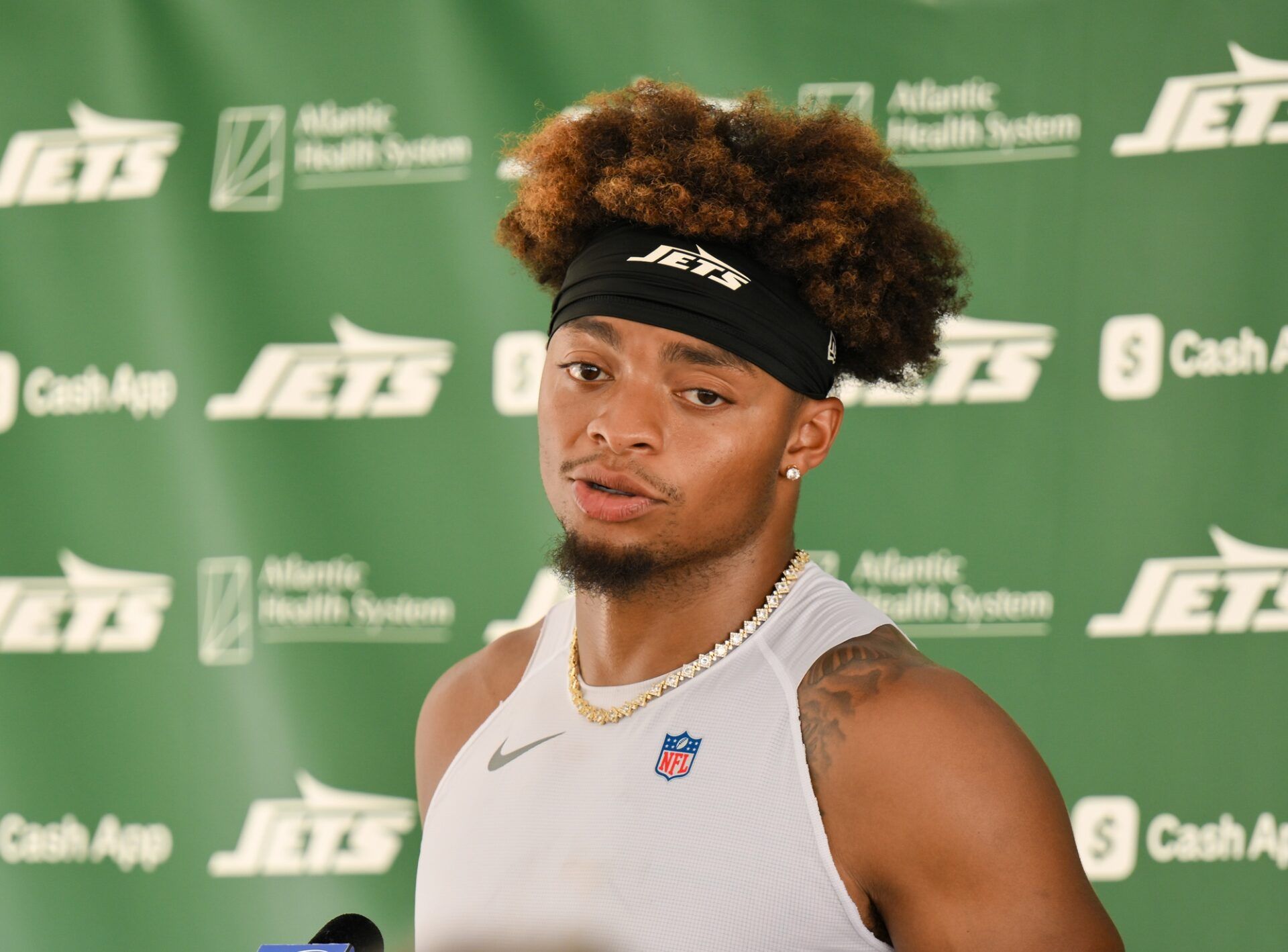Justin Fields' Contract, Salary, and Net Worth: How Much Is the Jets QB ...