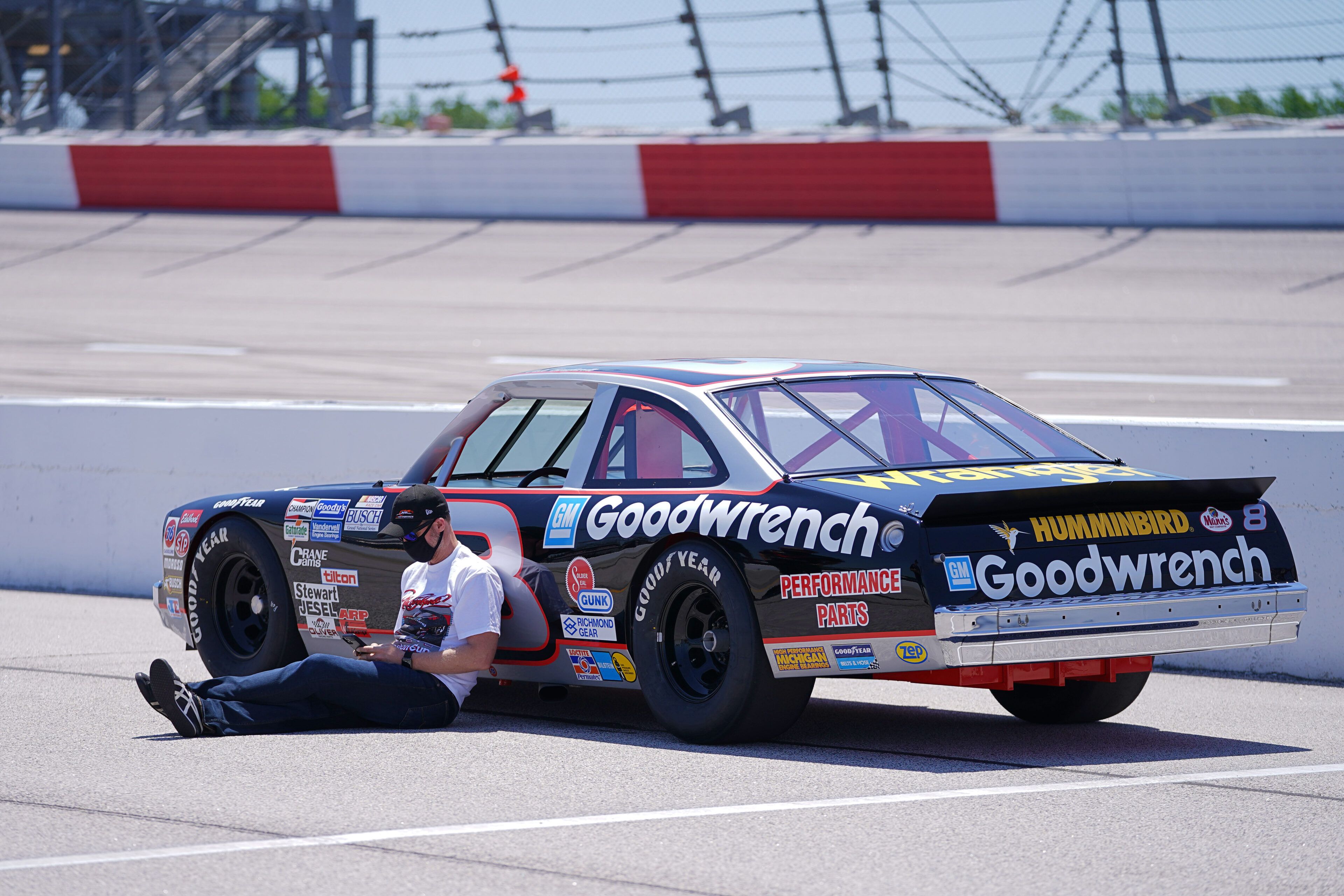 ‘Always Had Him’ -- When Dale Earnhardt Jr. Turned His Father’s Legacy ...