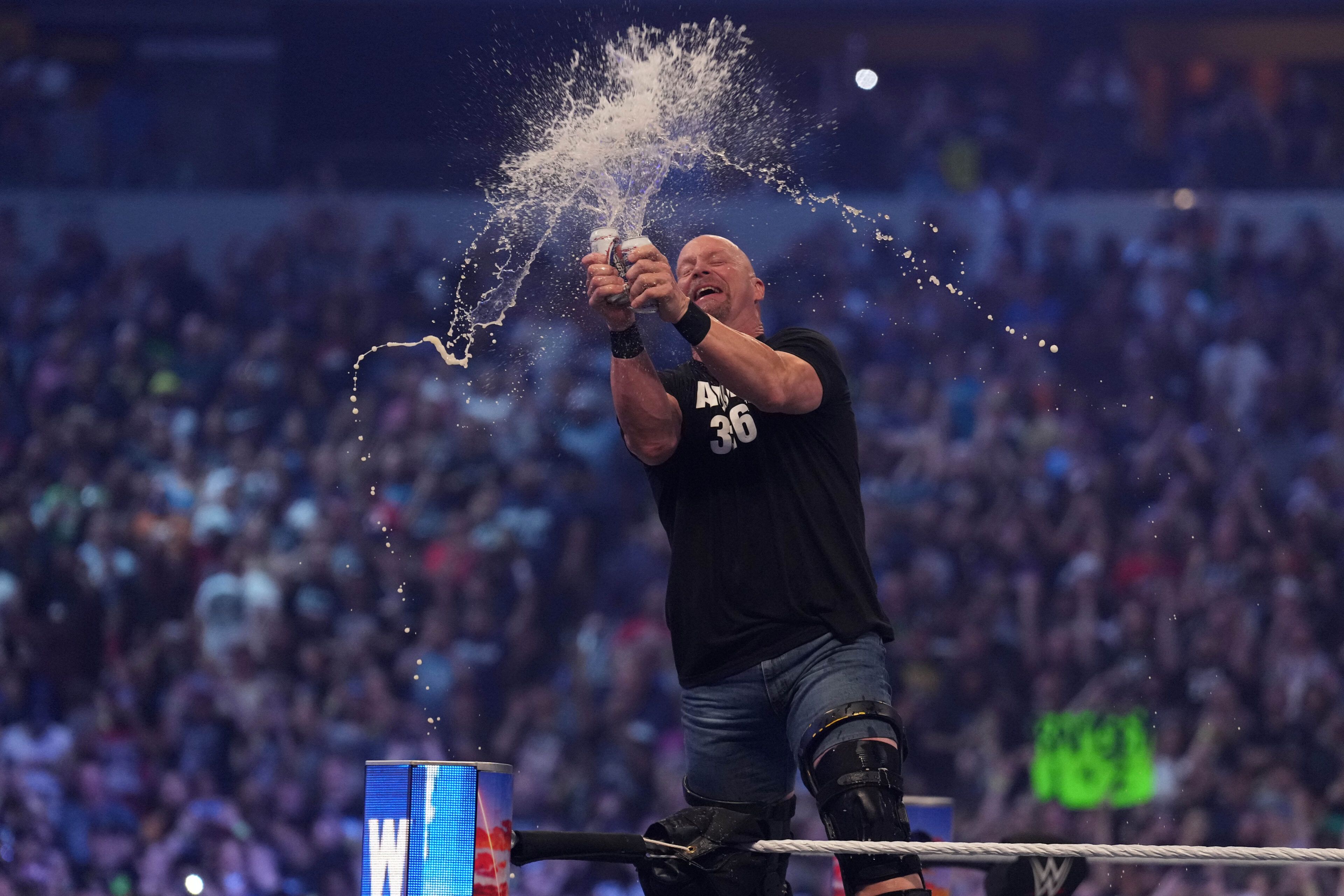 Bret Hart and Stone Cold Reach New Milestones With Latest Hall of Fame ...