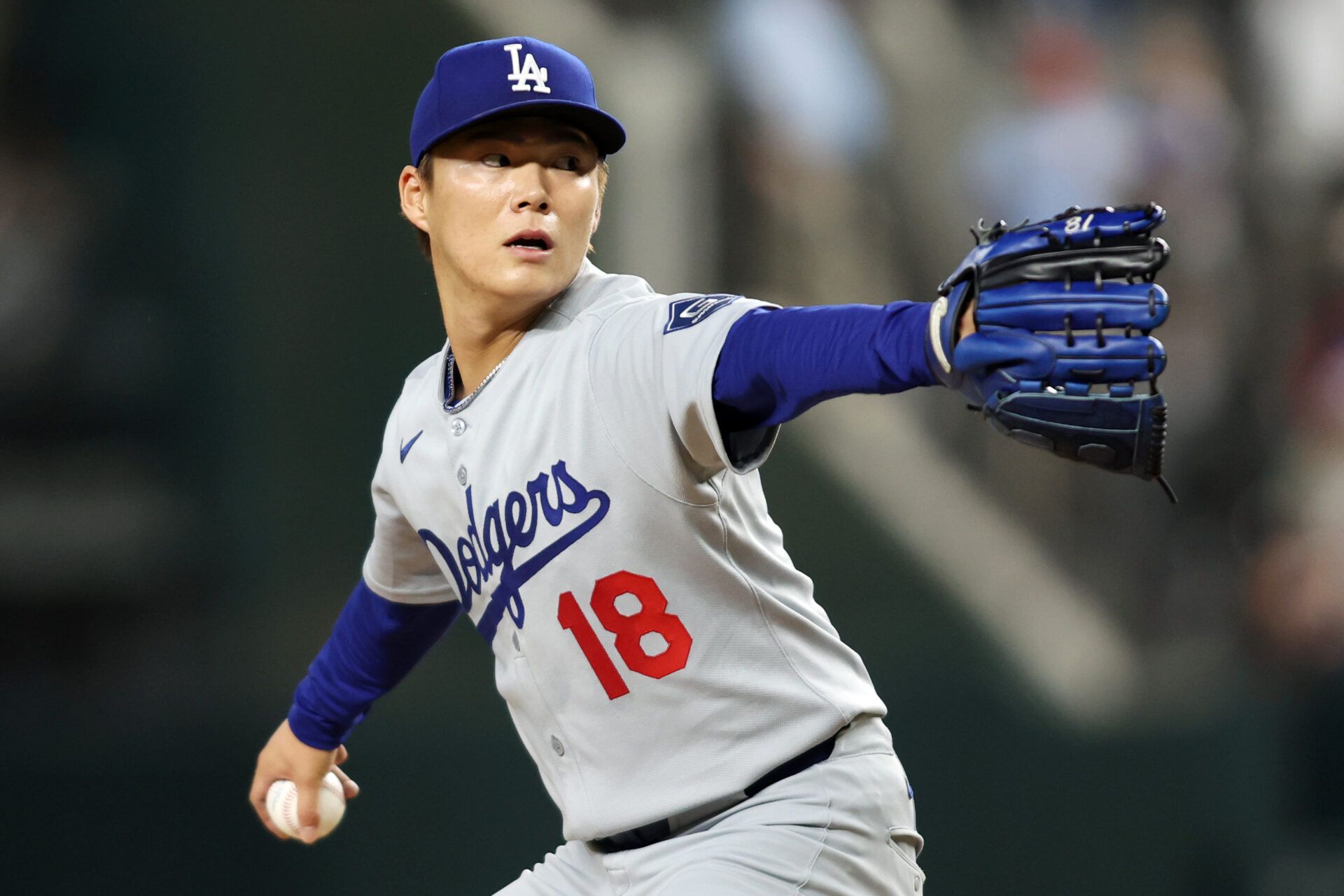 Dodgers Ace Yoshinobu Yamamoto Earns Standing Ovation After Career-High ...