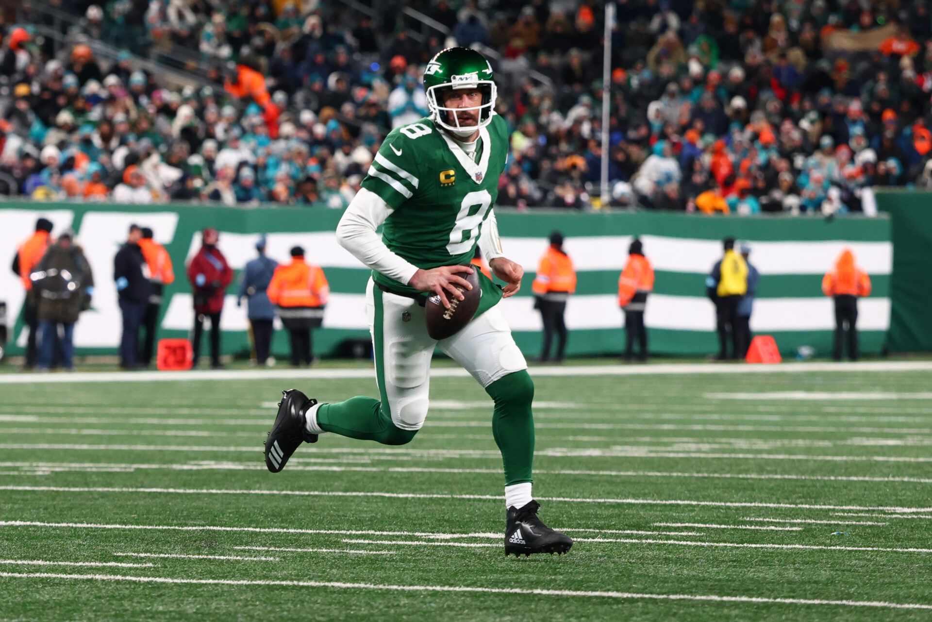NFL Analyst Praises Jets Front Office For Silence Following Aaron ...