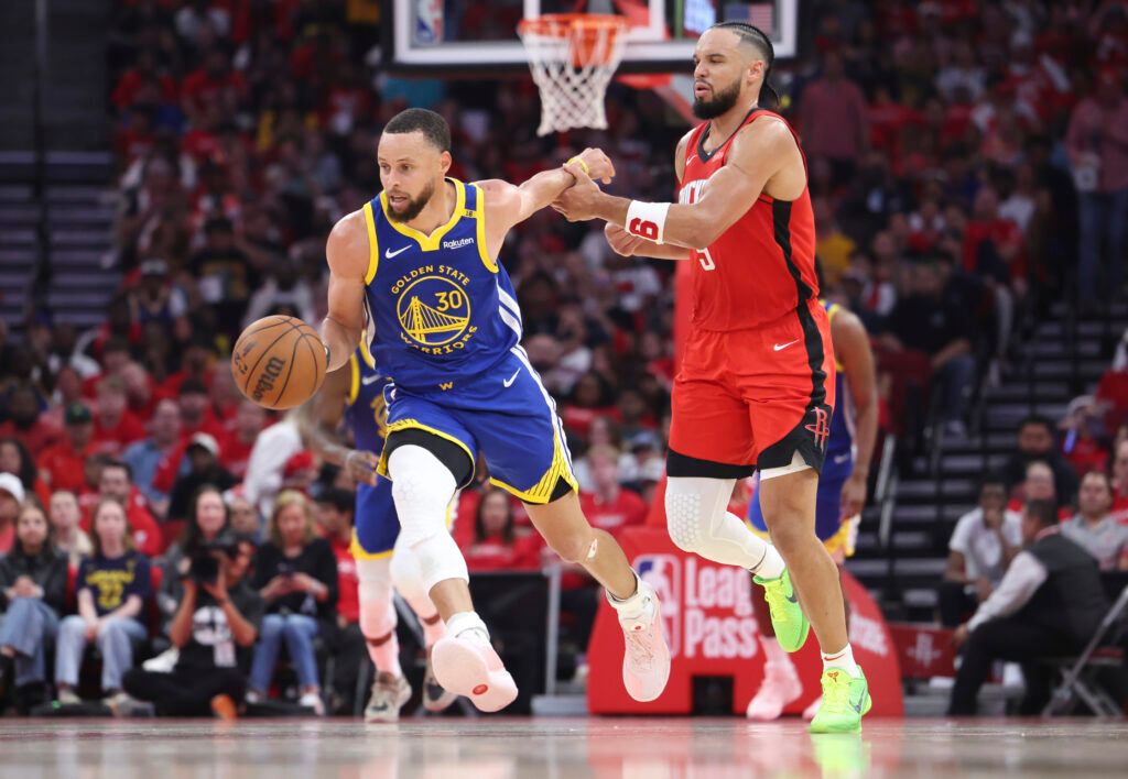 ‘Straight Up Embarrassing’: Fans Erupt After NBA Refs Miss Clear Foul ...