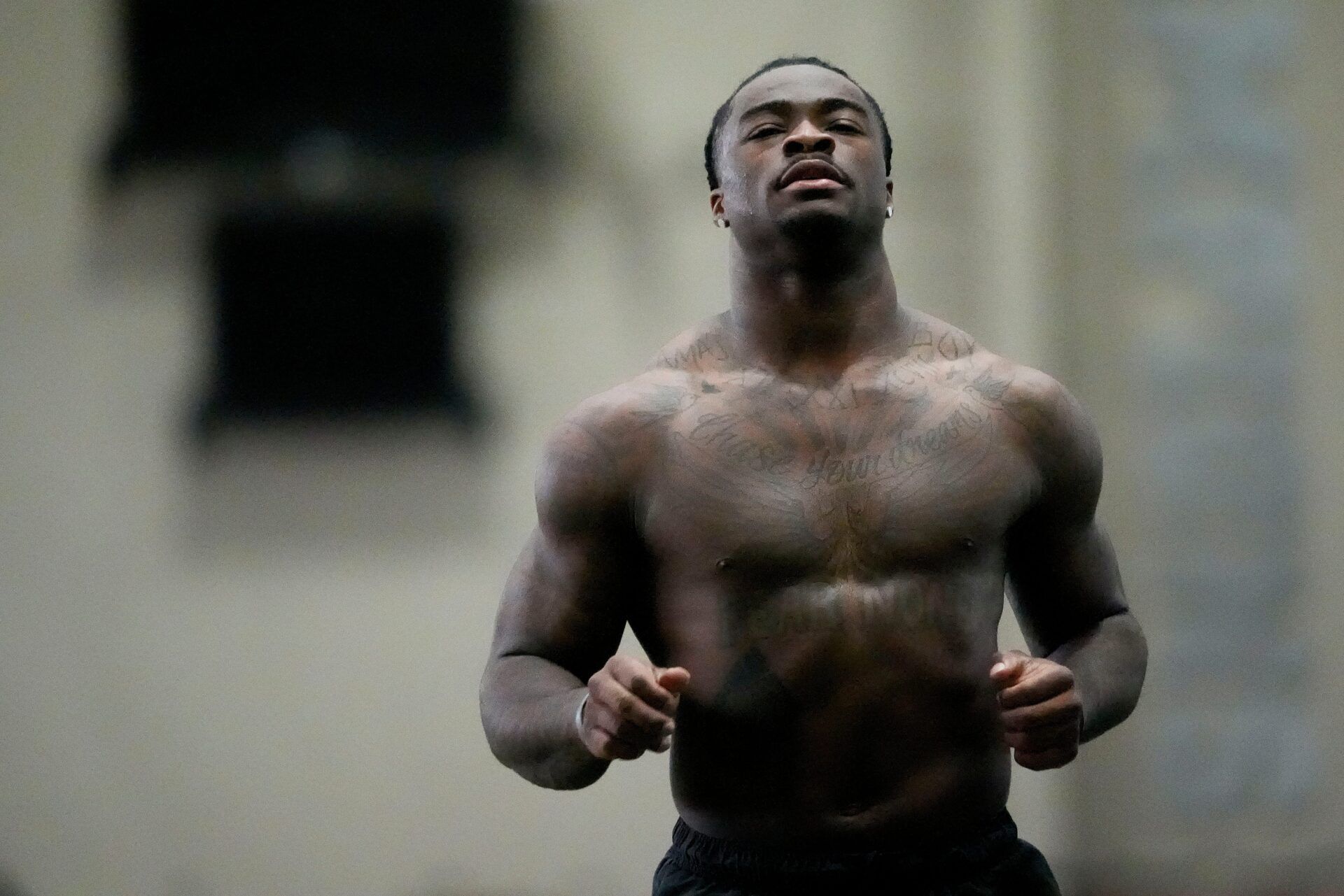 Alabama QB Jalen Milroe Opens Up About His Relationship With Jalen ...