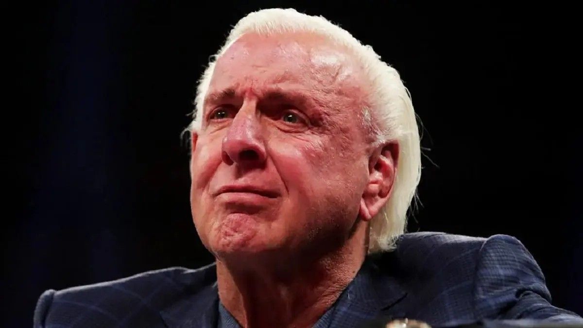 NFL and WCW Legend Steve 'Mongo' McMichael's Death Leaves Ric Flair ...