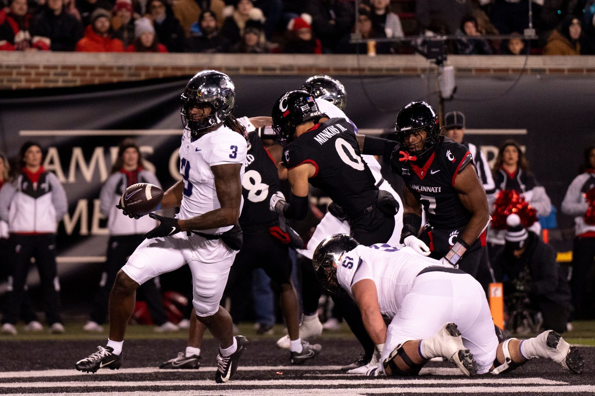 Savion Williams 2025 NFL Draft Hub: Scouting Report, Draft Profile ...