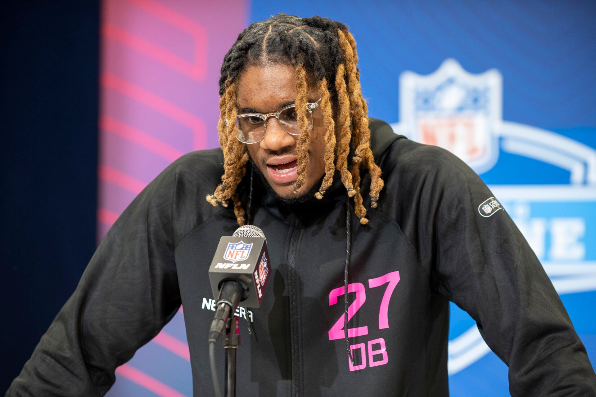 Why Did Shavon Revel Slip Out of First Round in NFL Draft? Examining ...