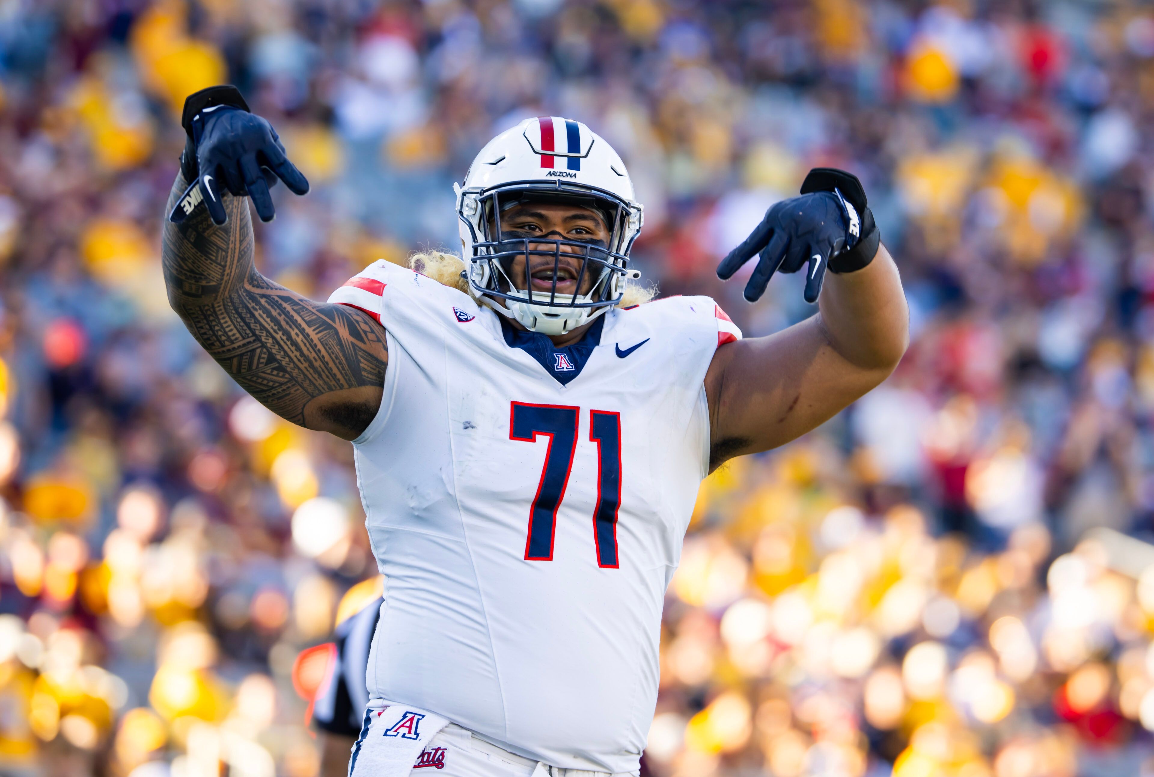 Jonah Savaiinaea 2025 NFL Draft: Scouting Report, Draft Profile ...